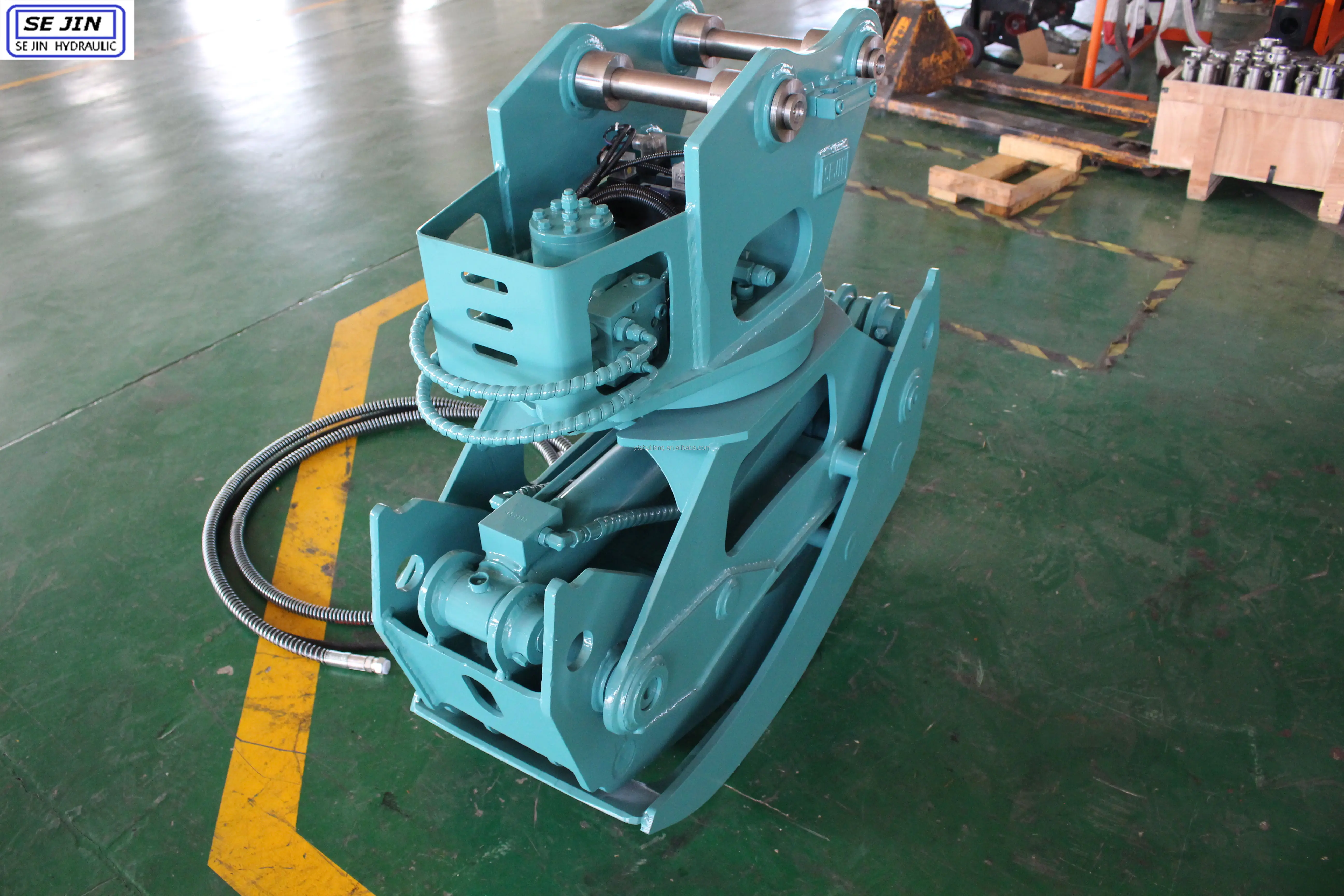 Rock Grapple Excavator