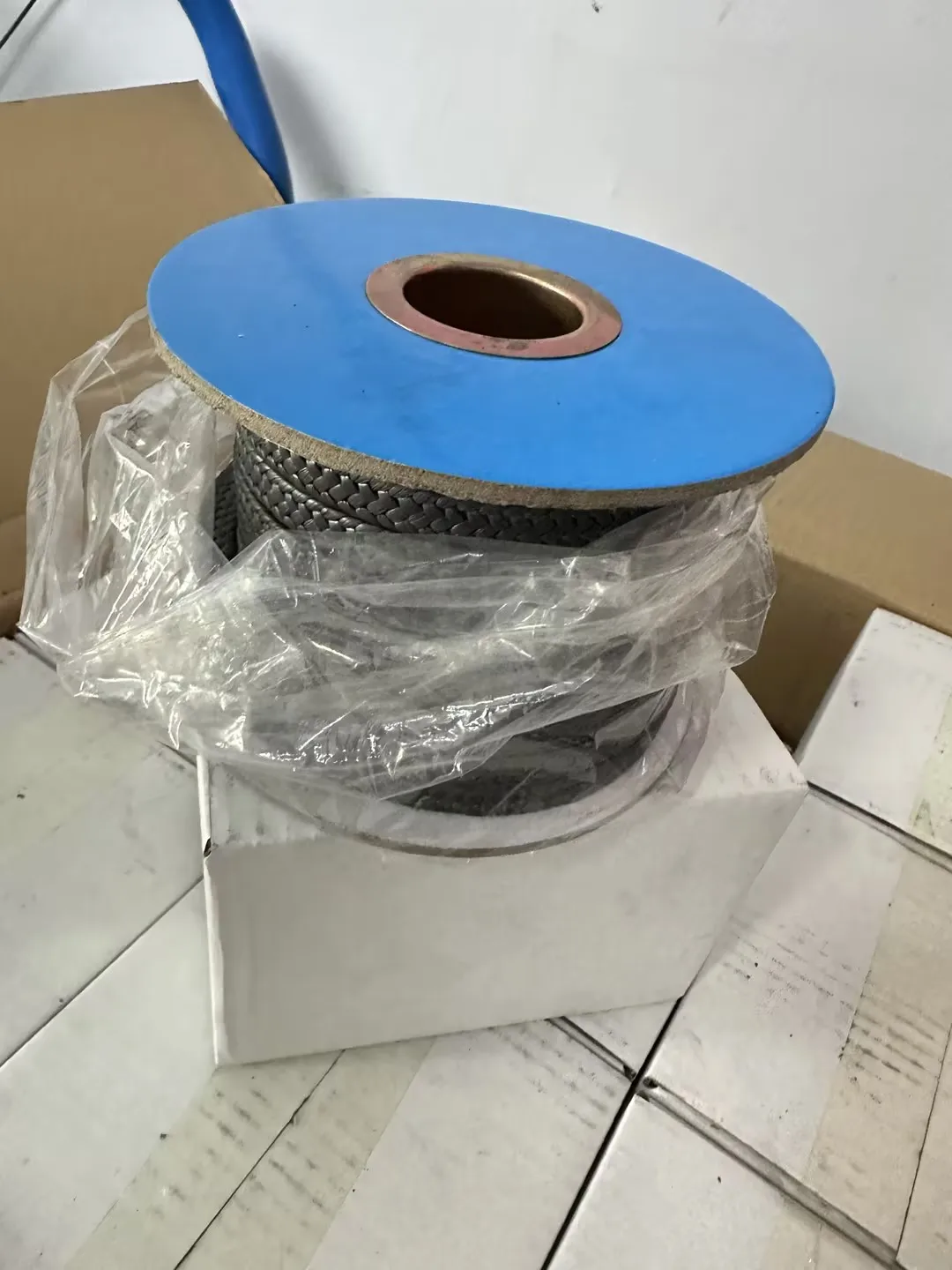 High Temperature Black PTFE Graphite Gland Packing with Oil| Alibaba.com