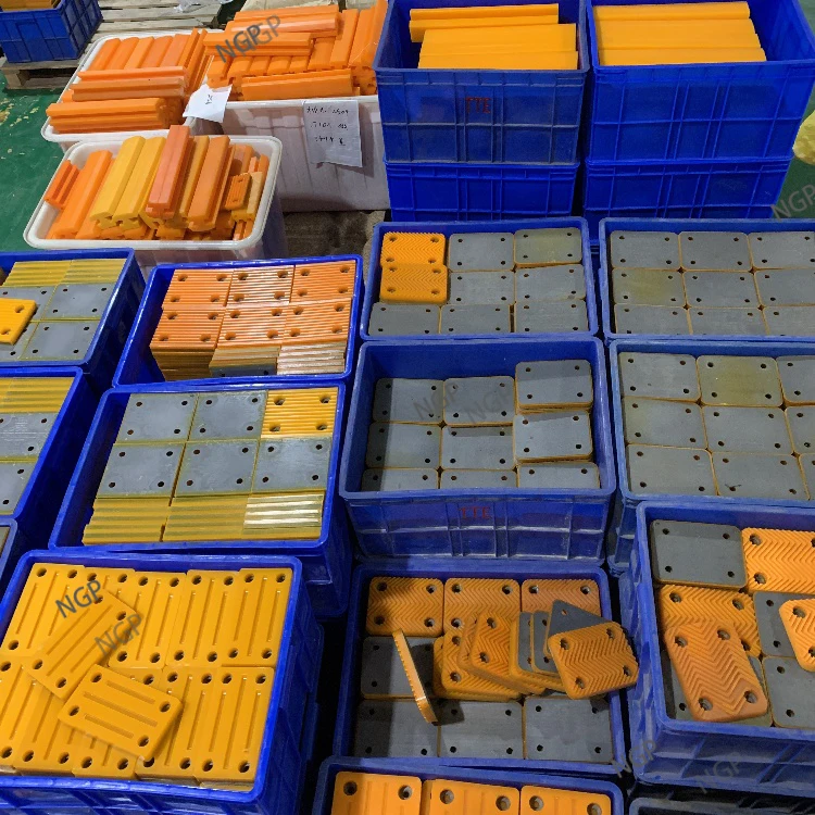 Customized High Quality Anti Slip Rubber Forklift Komatsu Pu Clamping ...