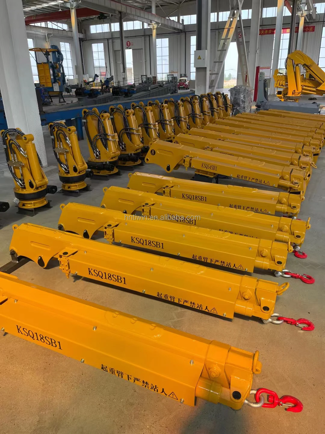 High Quality Telescopic Boom Marine Deck Crane Ship Deck Crane For Sale ...