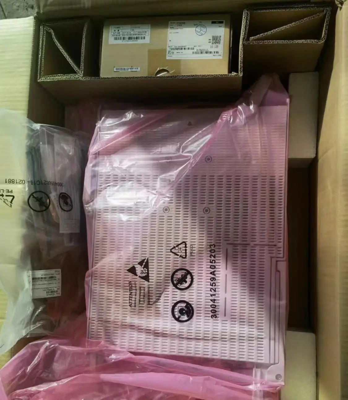 Huawei Rru5916e Distributed Base Station Pull Unit Rru5916e (4 * 80w,2100m,- 48v) - Buy Rru5916e ...