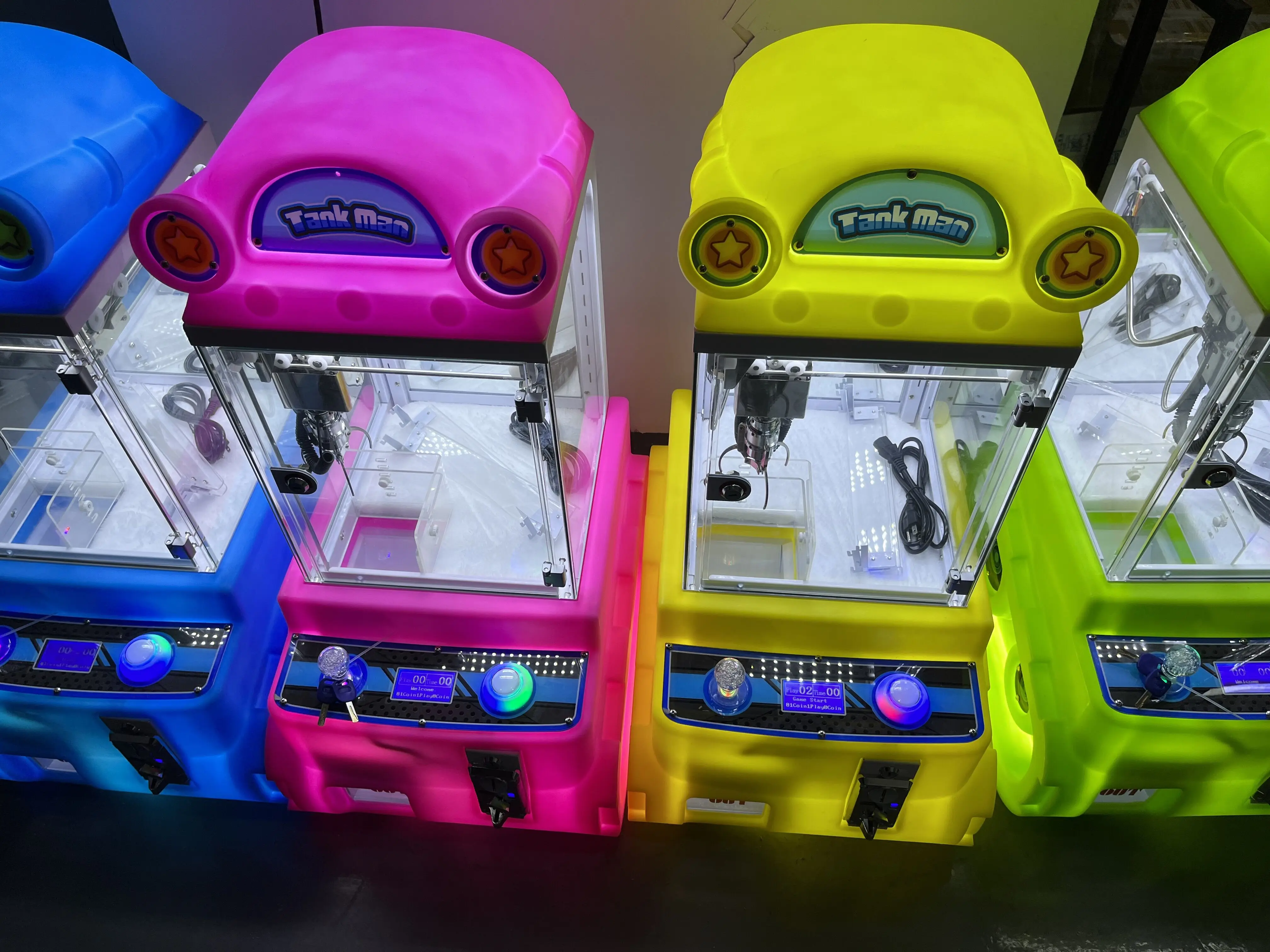 Mini Claw Coin Operated Games Arcade Machine - Toys for Sale
