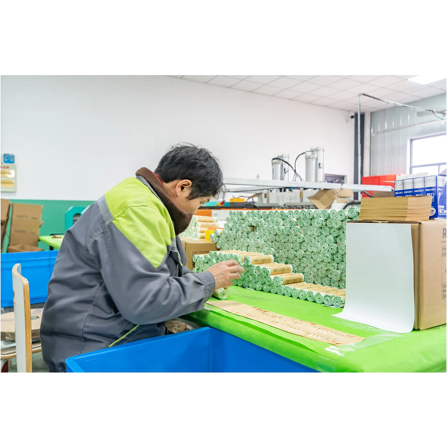 Heavy-Duty Biodegradable Compostable Bin Liners Sustainable Wave Top ...