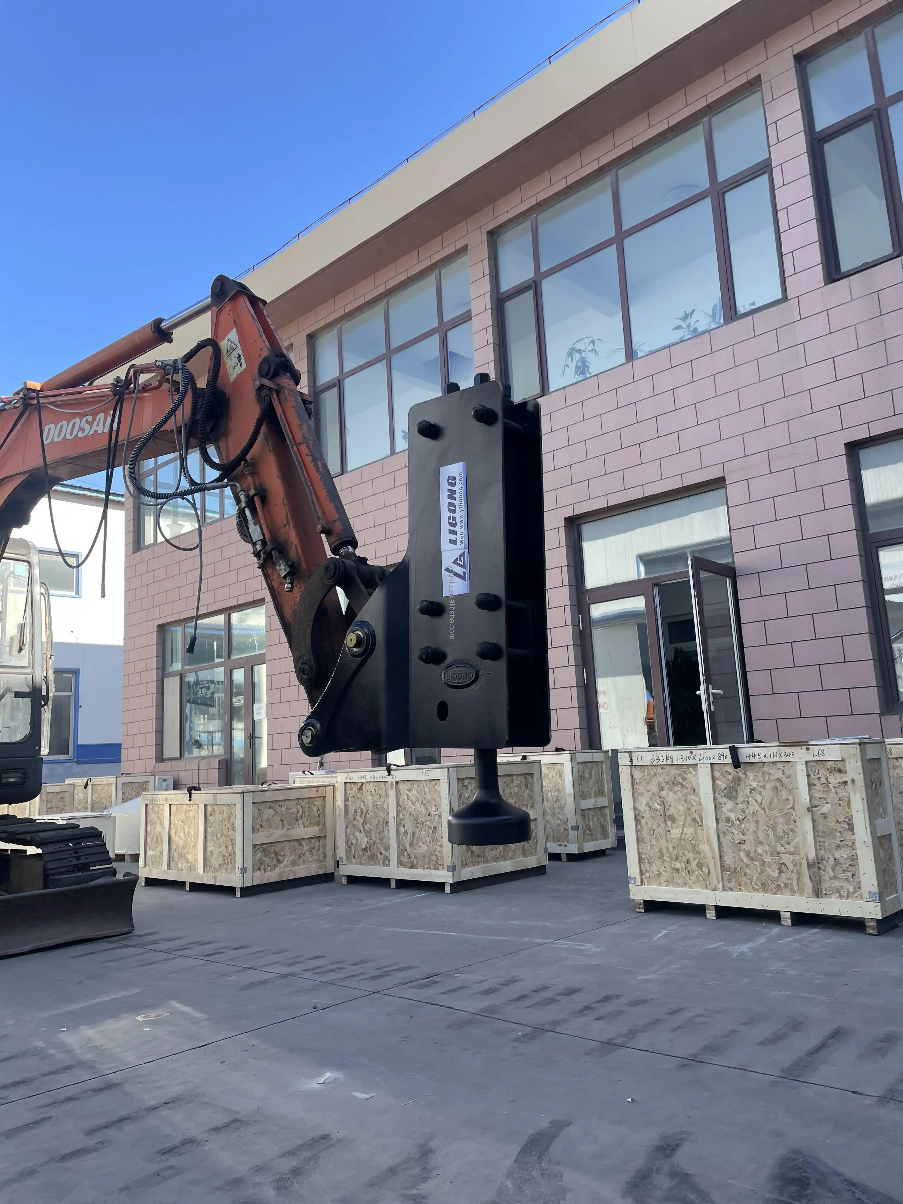 Hydraulic Sheet Pile Vibro Hammer With Extend Long Boom For Zx200 Zx210 ...