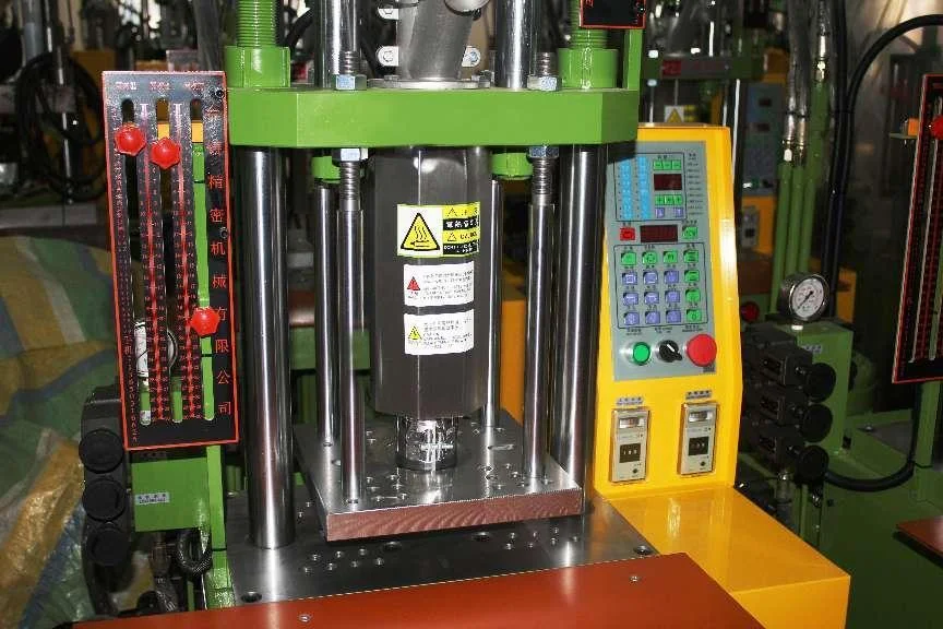 250 High Speed Injection Molding Machine for PVC Overmolding