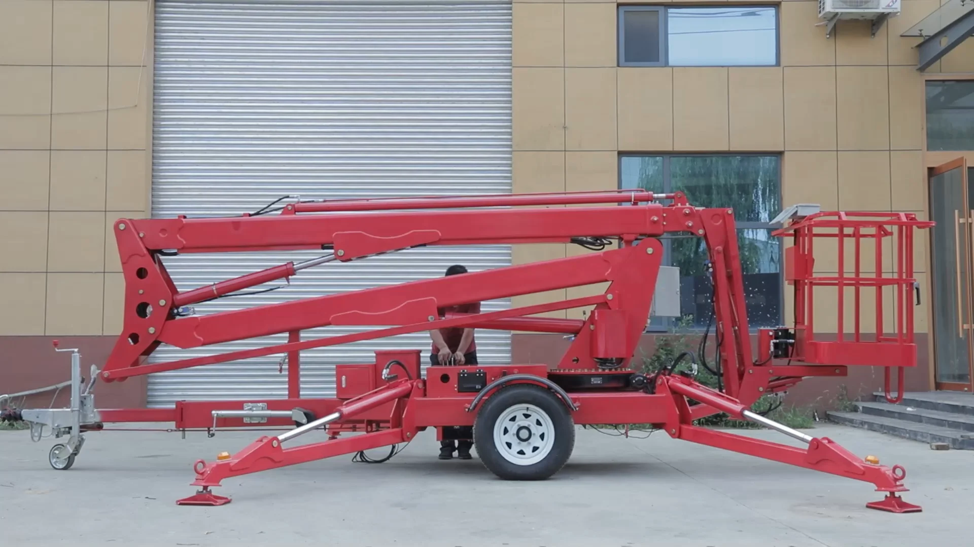 12m Trailer Mounted Lifting Platform Articulating Towable Fold Arm Lift ...