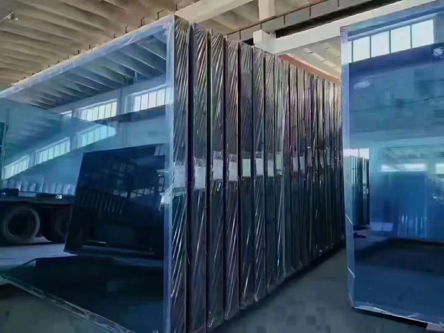 Tinted Reflective Glass Sheet - Bronze Euro Grey Dark Blue