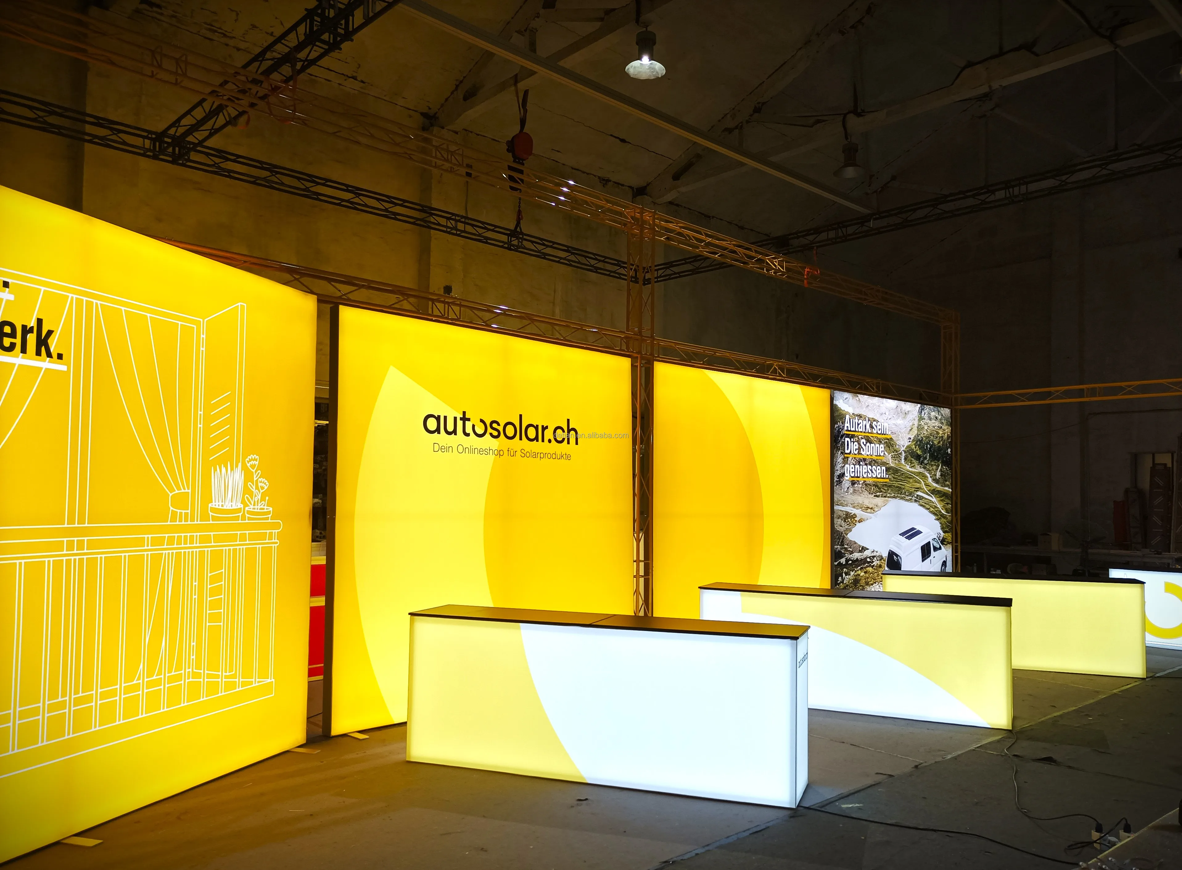 Large Size Portable LED Light Box for Trade Shows Free-Standing SEG ...