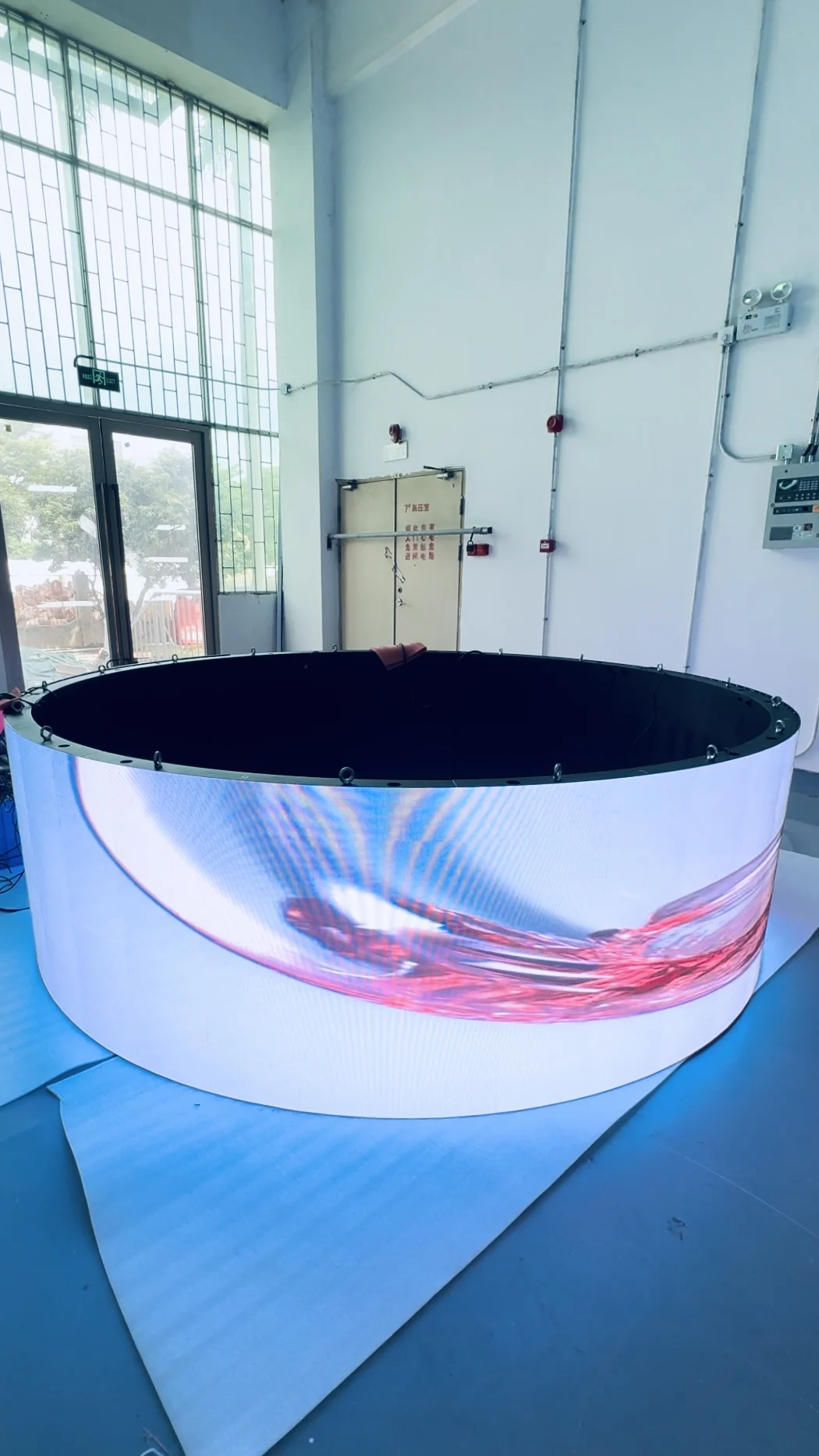 Soft Curved P1.25 P1.86 P2 P2.5 P4 320*160mm Indoor LED Curved Flexible ...