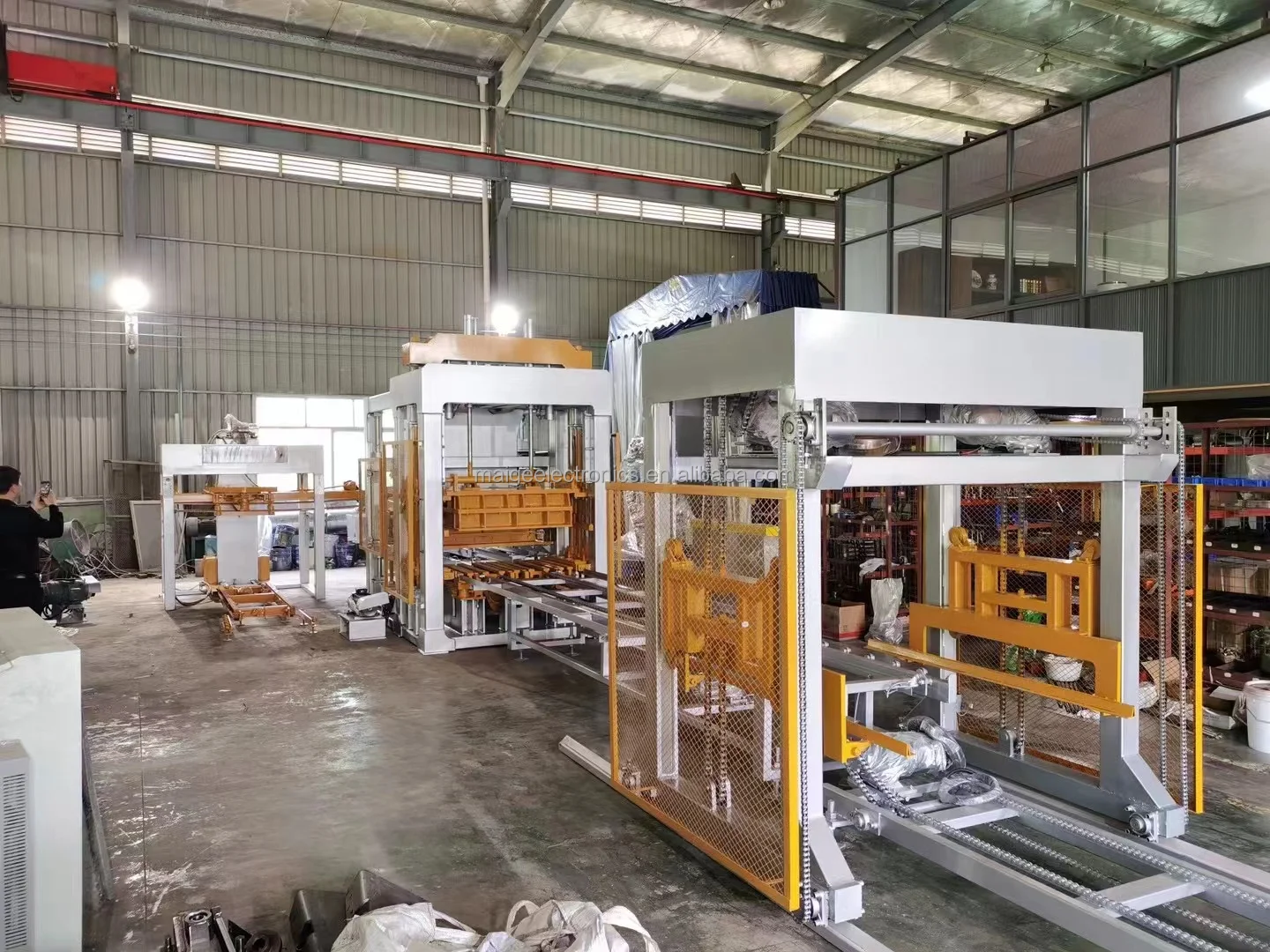 Paver Block Curbstone Interlocking Paving Brick Block Making Machine ...