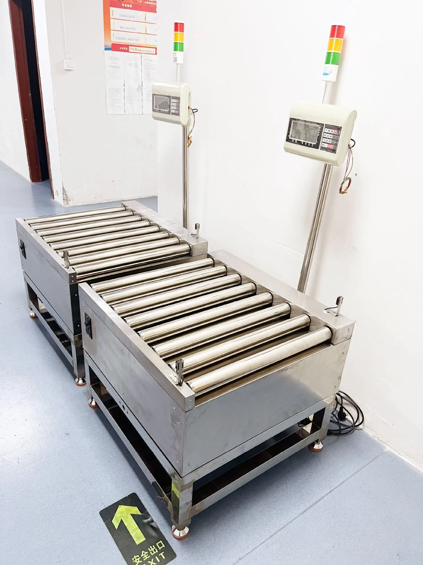 Industrial Dynamic Food Weight Checker With Roller Rejector Sortation Logistics Non-powered ...