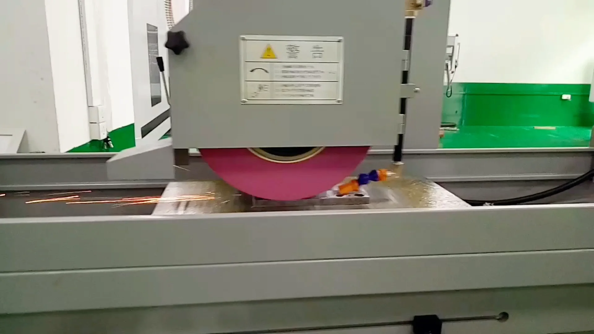 High Precision Cylindrical Surface Grinding Machine Gd-3060ahd Plc ...