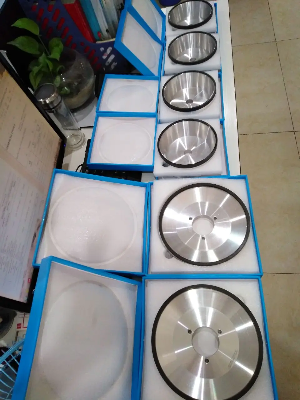 Resin Bond Diamond Abrasive Grinding Wheel For Wood Circular Saw Blade ...