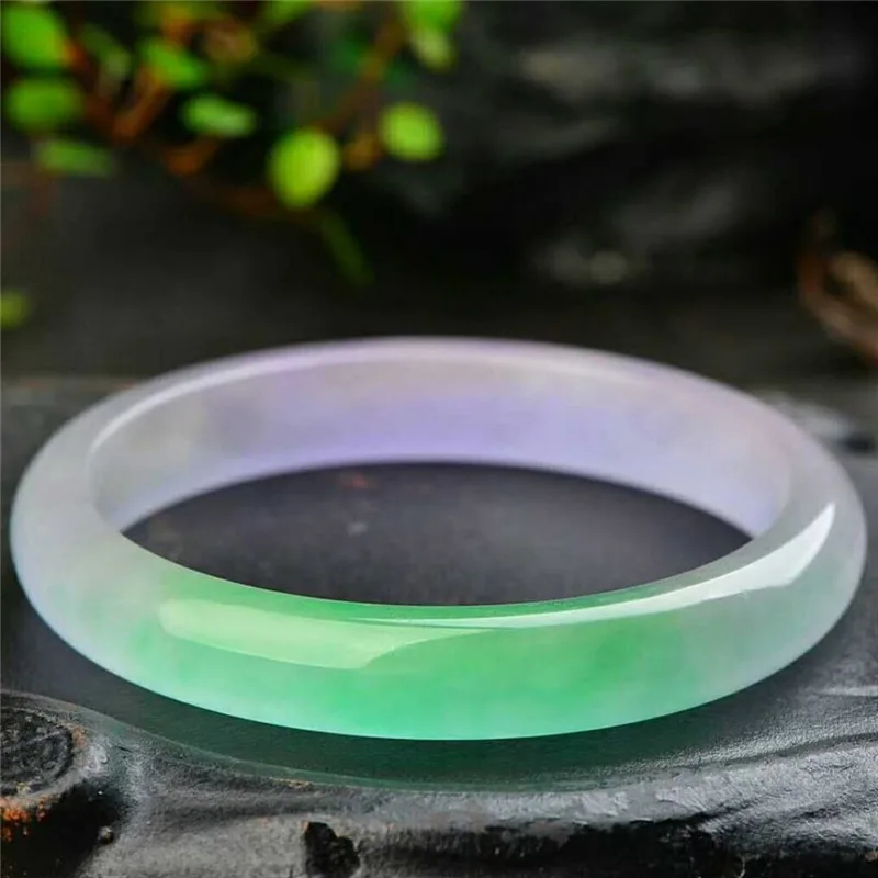 Jade Medallion - Myanmar Ice through the Violet Jade Bracelet