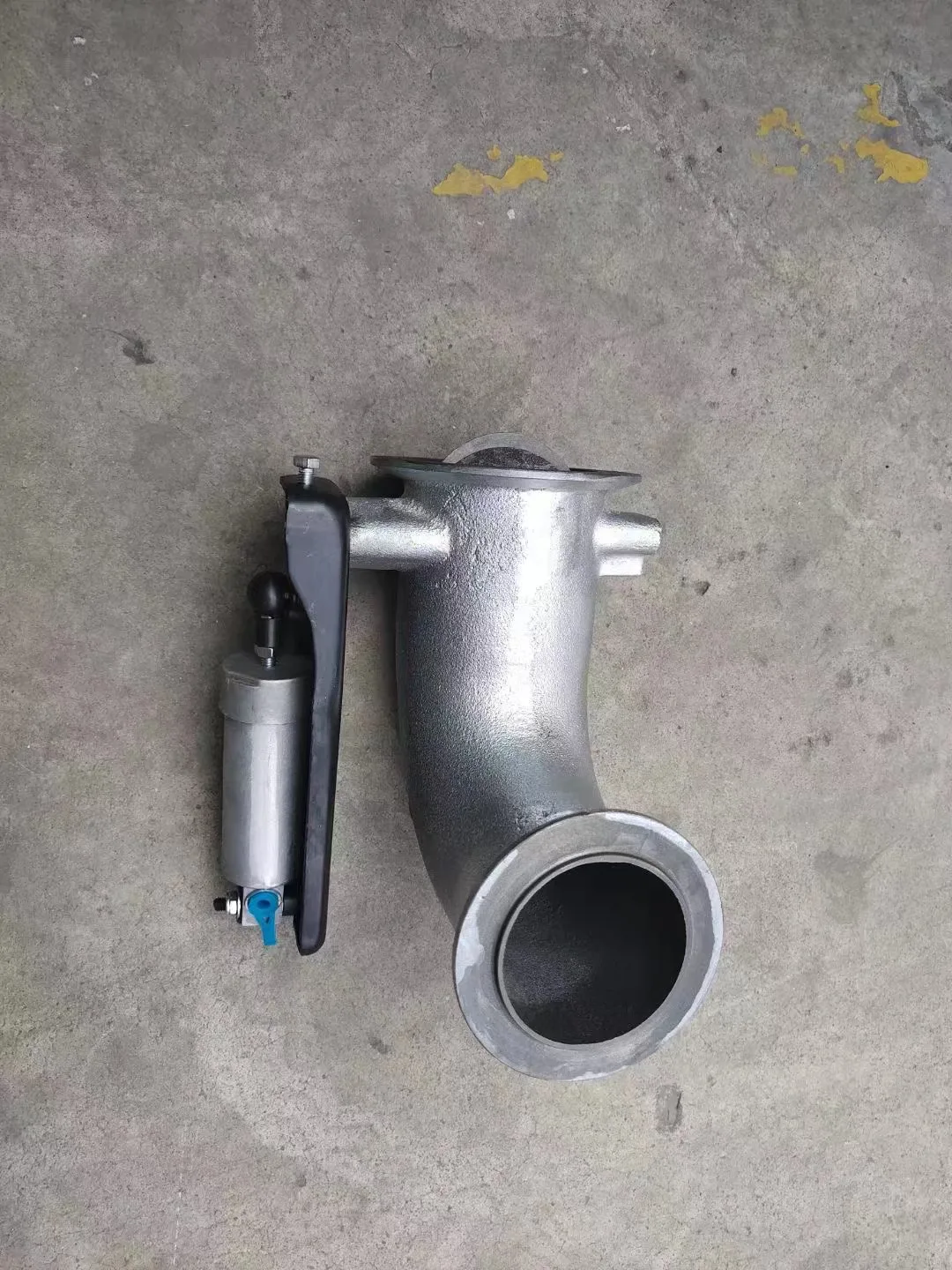 Howo truck spare parts yuchai engine spare parts YC4E160 Yuchai engine ...