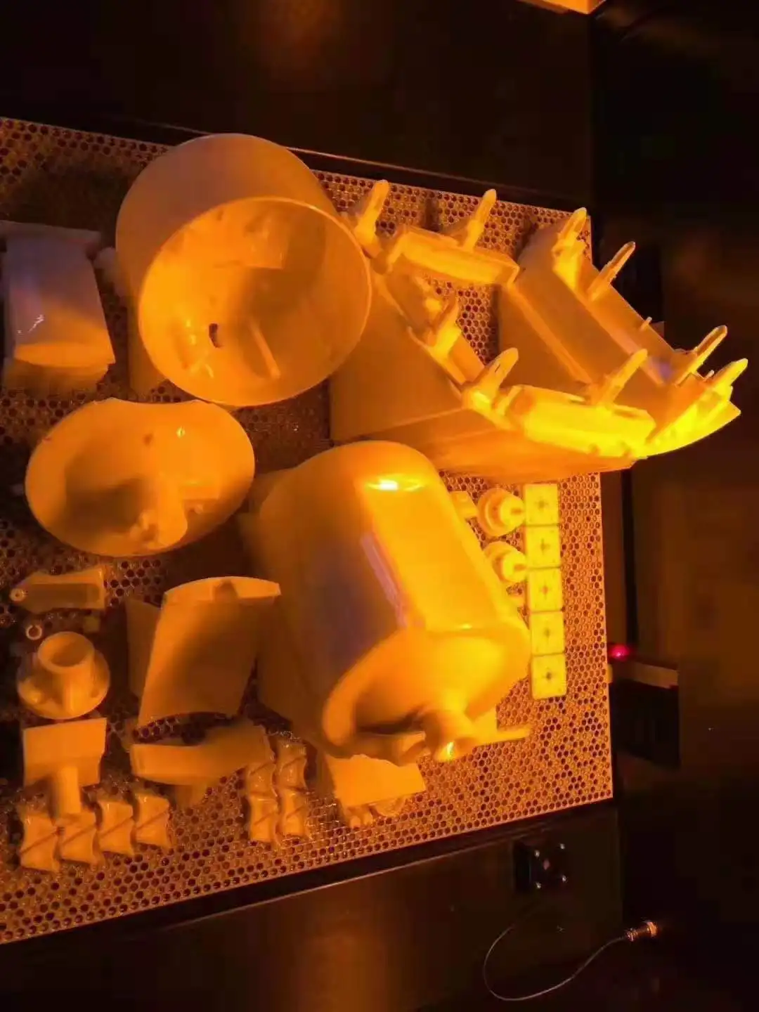 Cheap 3D Plastic Printing Service - SLA & SLS Prototyping