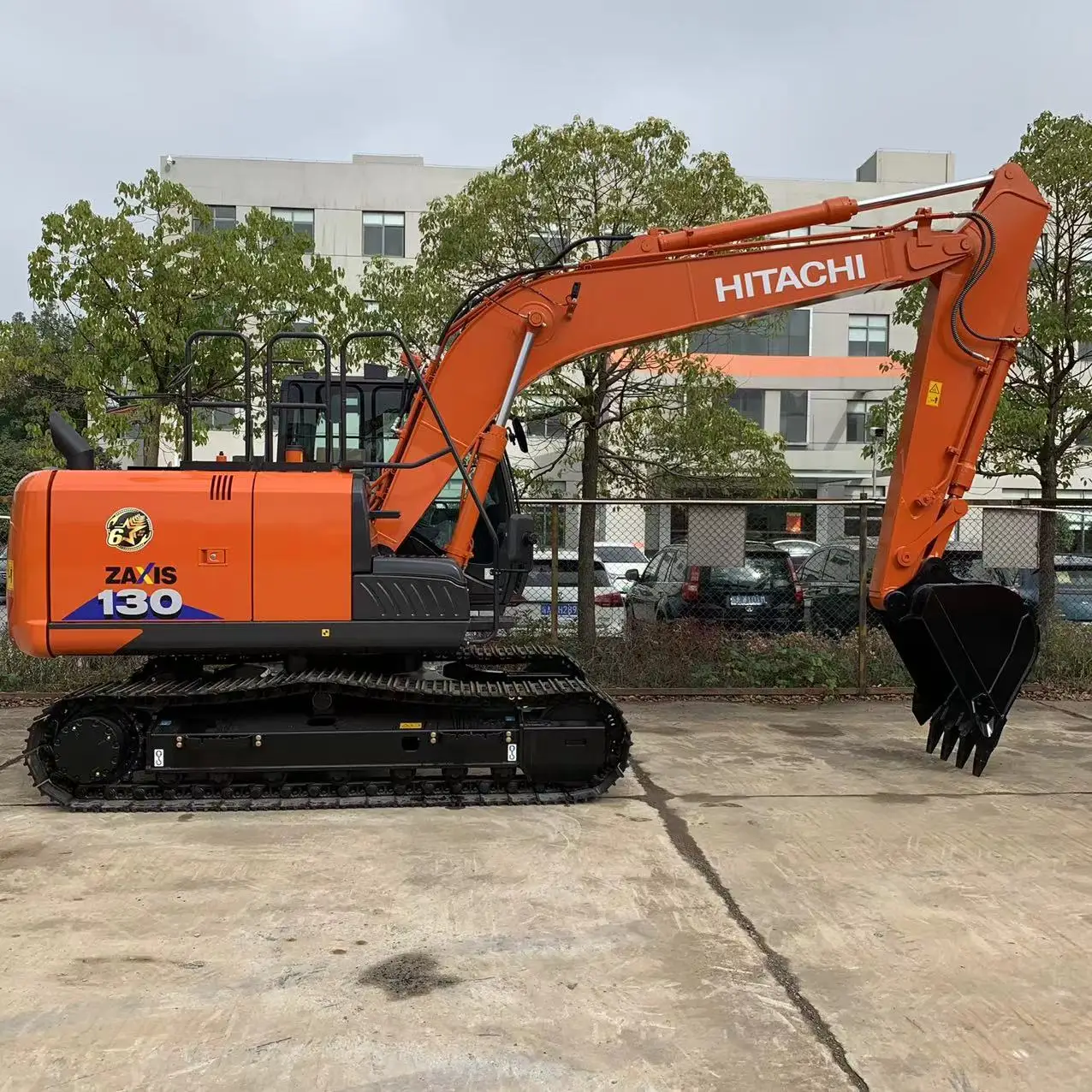 Cheap construction equipment Japan made 13 ton hitachi zx130 excavator ...