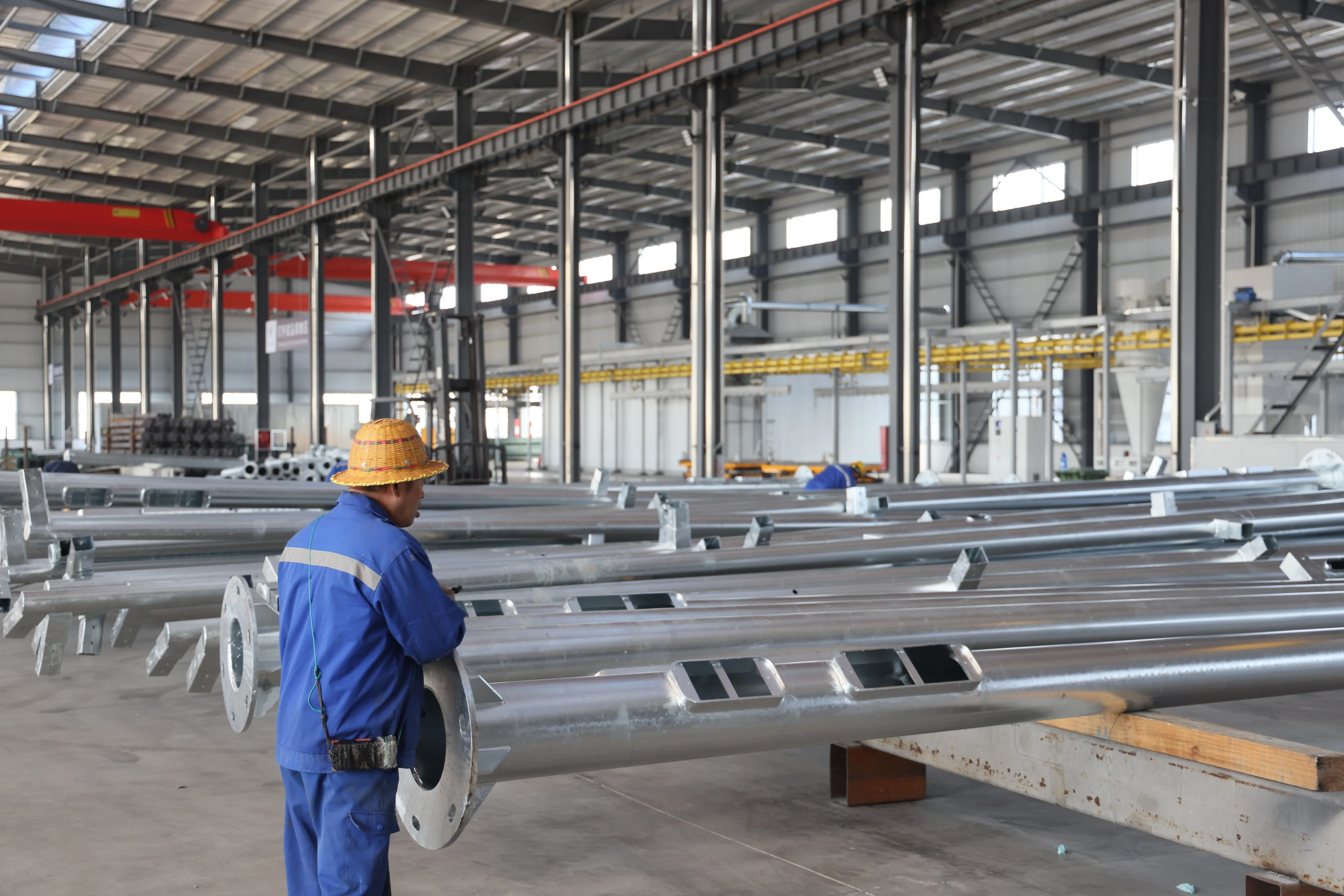 Customized Double Arm Street Light Pole Price Light Pole Solar Street ...