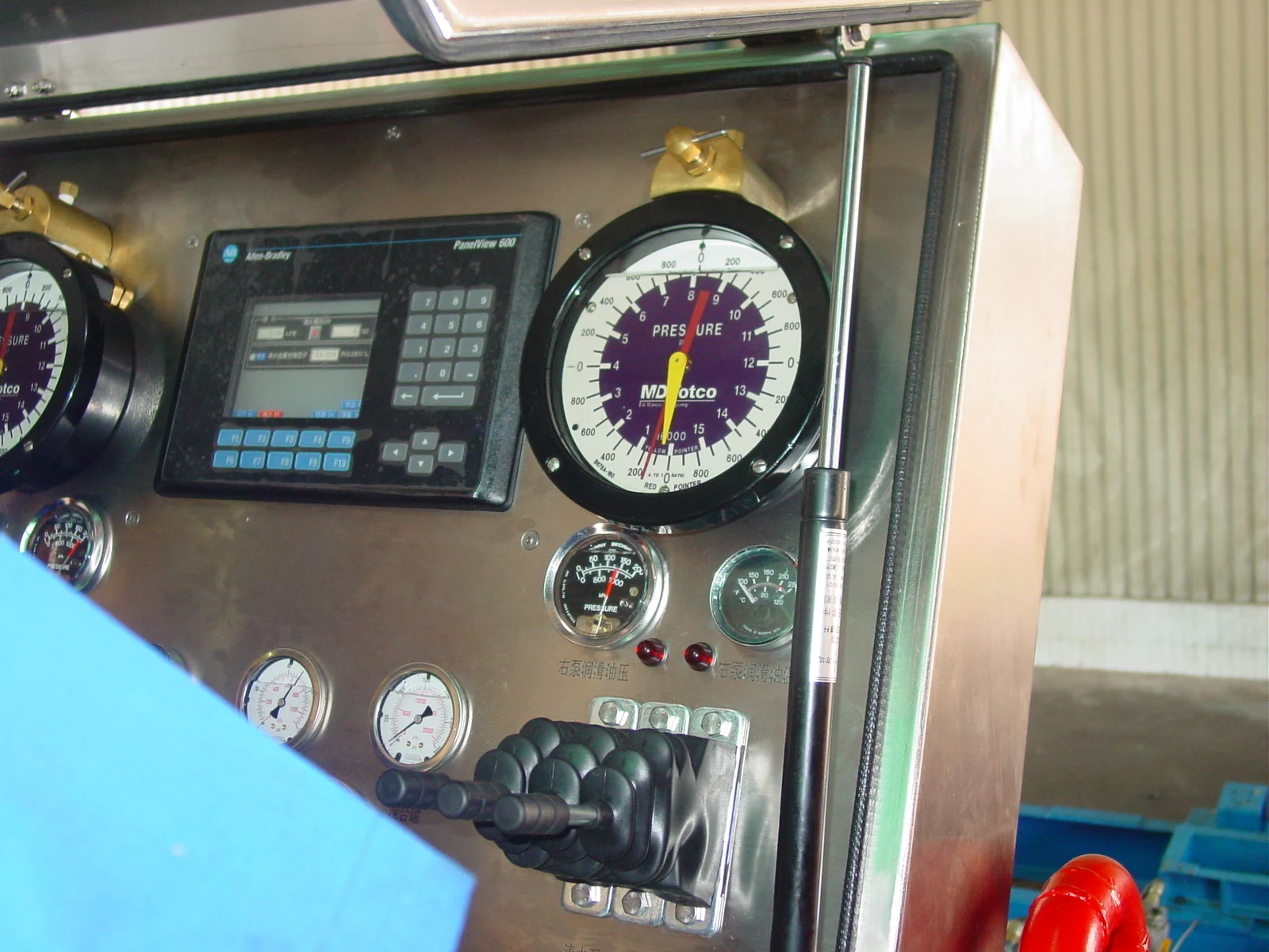 Bendix Air Brake Valve K025894 - D-2 Governor for Trucks