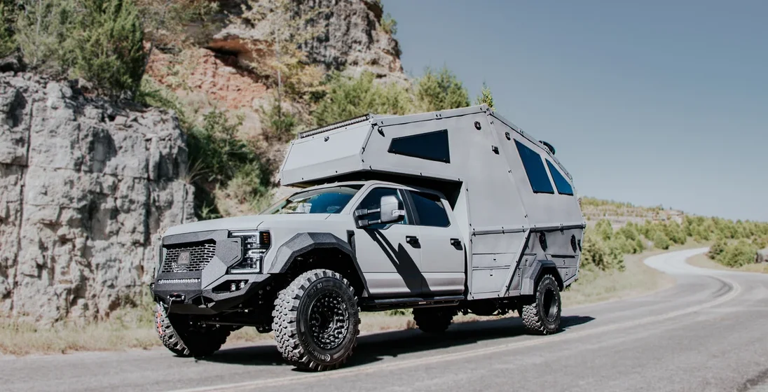 Expedition Overland Pickup 4x4 - Cool Fiberglass Truck Camper