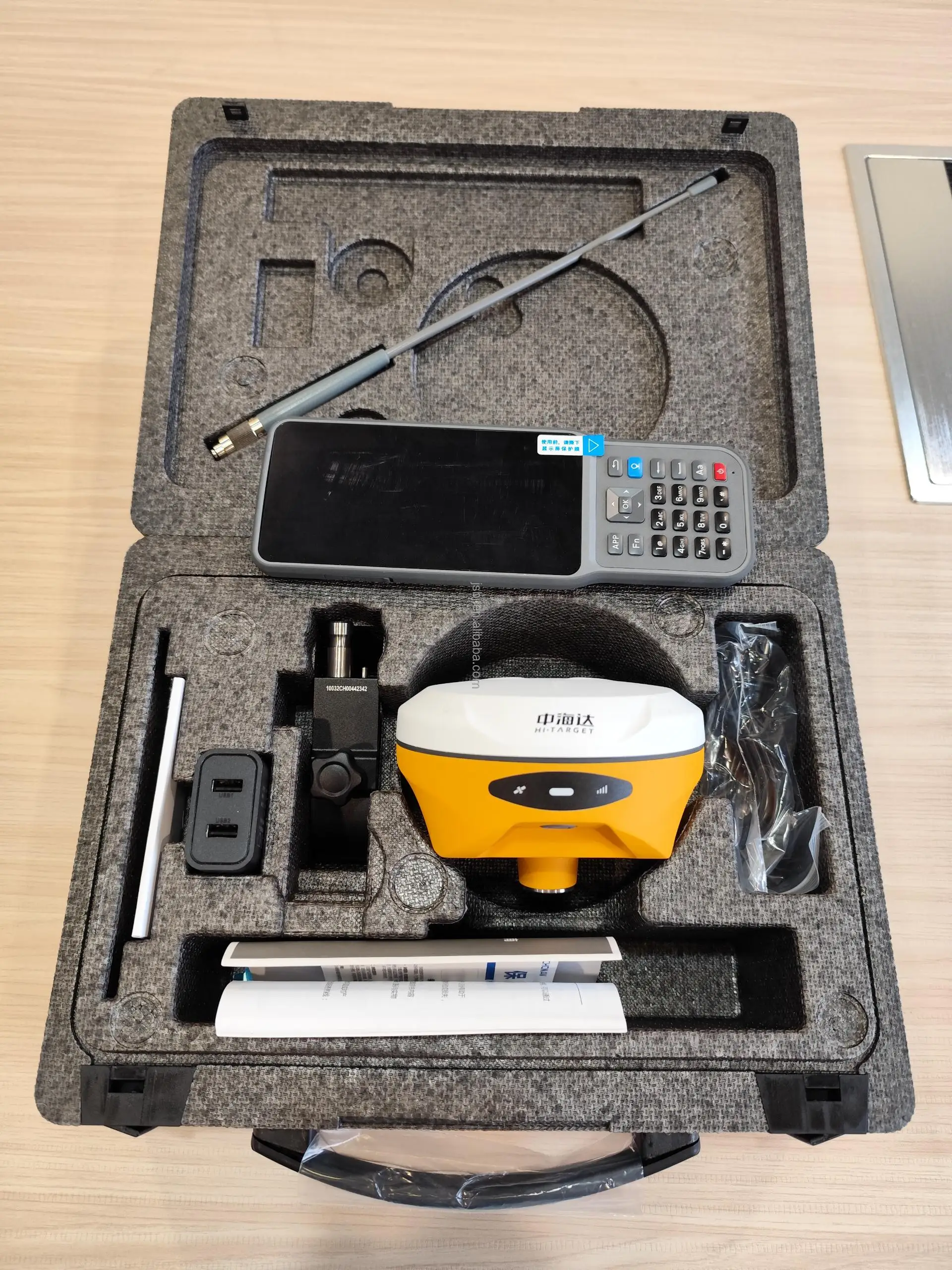 Hi Target V300 RTK Measurement Instrument with Ihand55 Controller