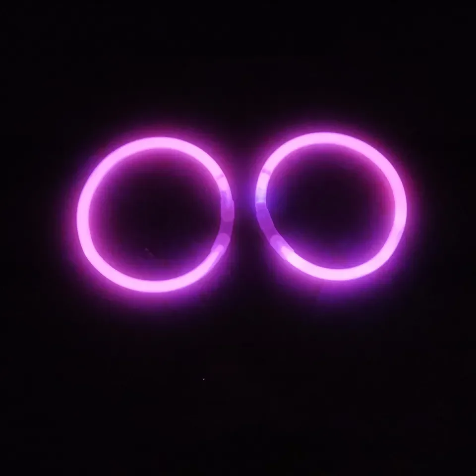 Fluorescent Sticks - Luminous Fun for Parties & Events