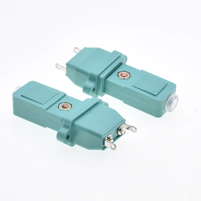 250V Plastic Electrical Plug 1 Outlet Small Two-wire Plug Non-Grounding ...