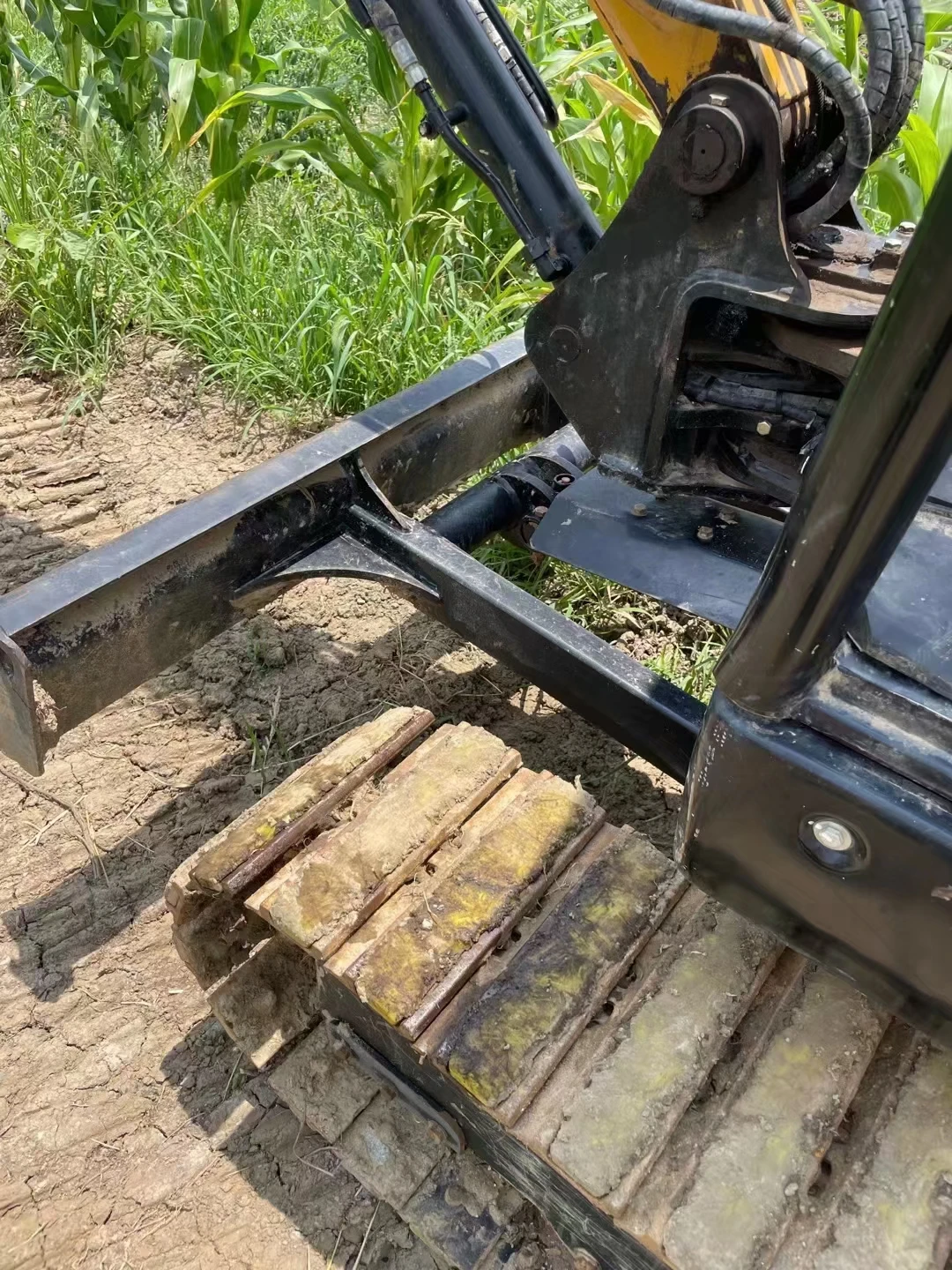 Used Small Excavators Mini Excavator Digger Sany 26 Sy26 2ton 3ton 4ton ...