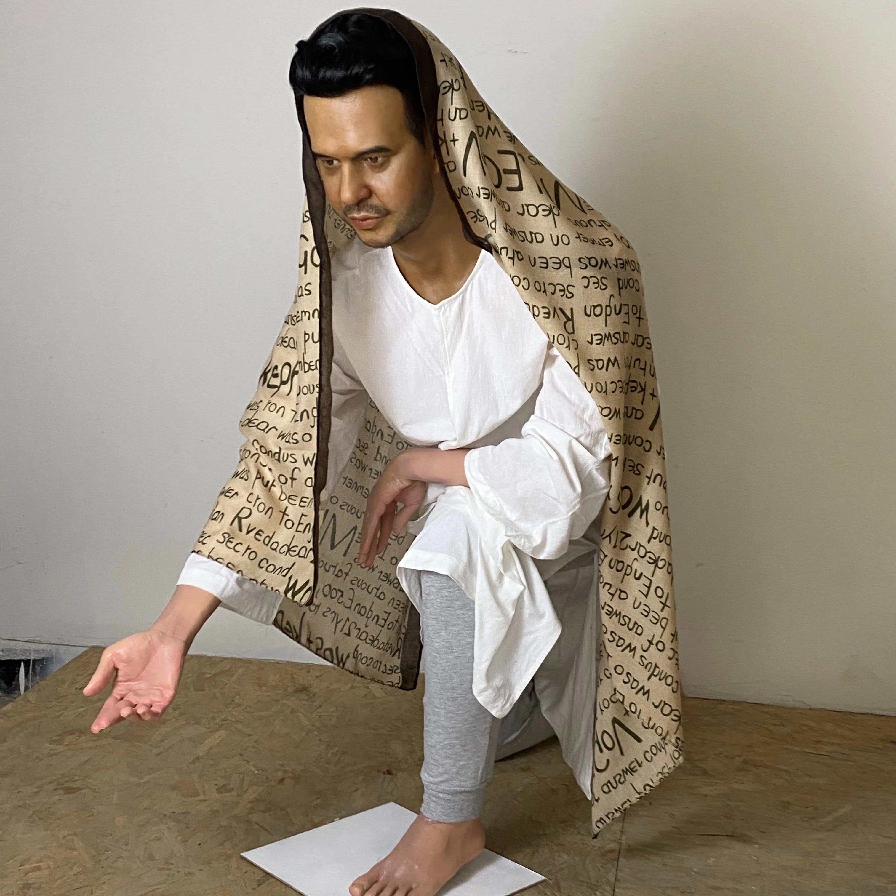 Incredible Hyperrealism Sculpture, Hyperrealism Statue, Hyperrealism ...