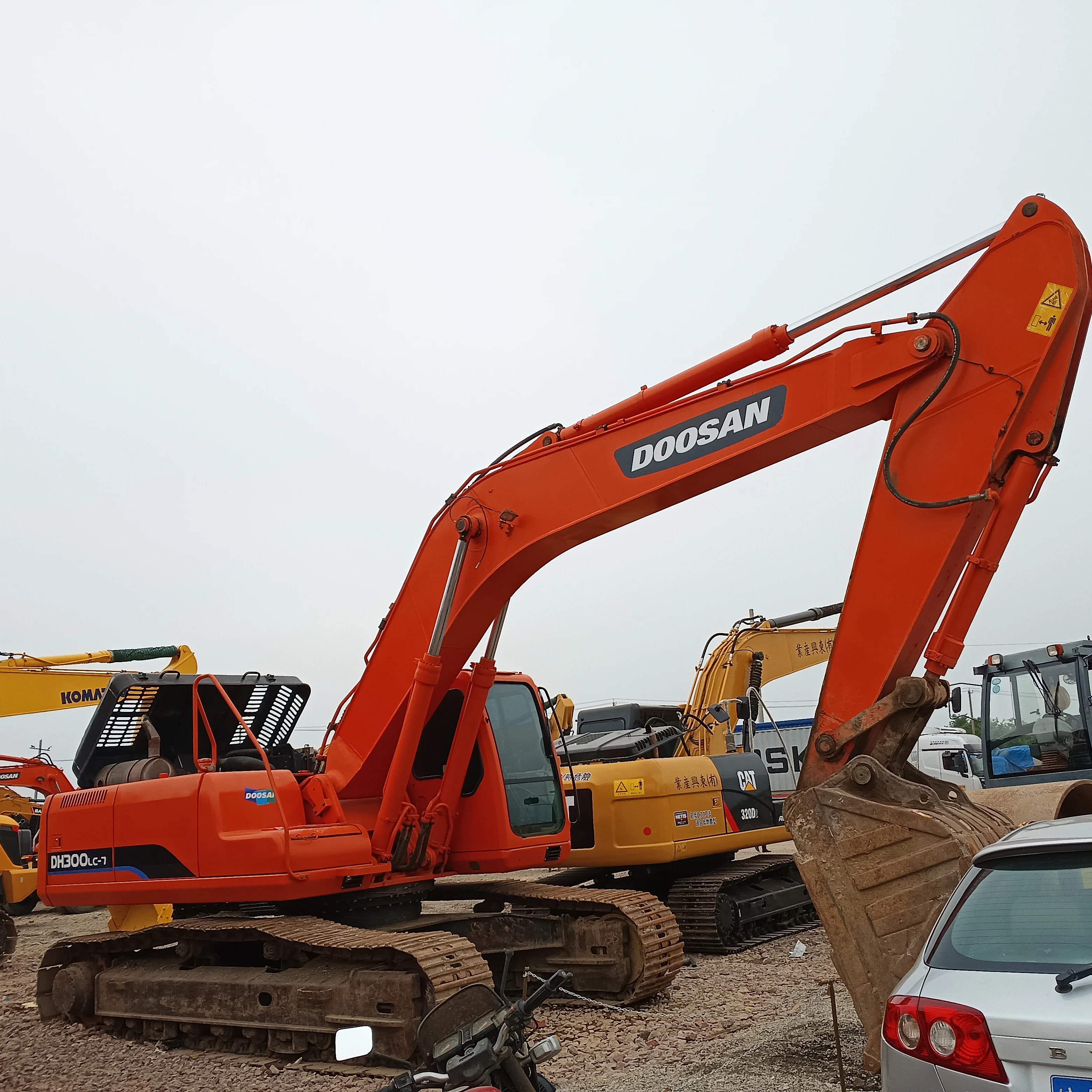 Used Doosan Excavator Dx300 - Buy Excav Digger,Excav Used,Excav Used ...