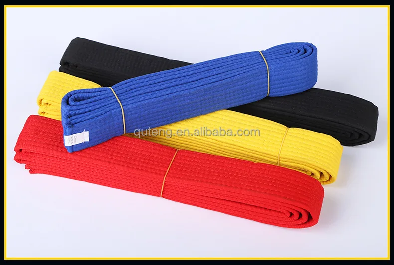 QUTENG Black Taekwondo Belt Display - Korean Itf Pine Tree