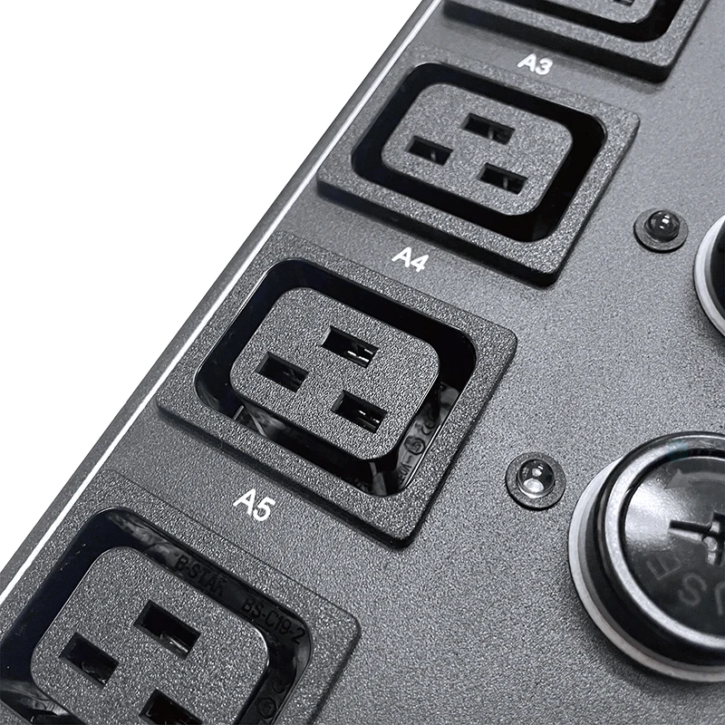 High Power Server Rack Pdu 3phase 90kw 415v/240v 125a 24way C19 Rack ...