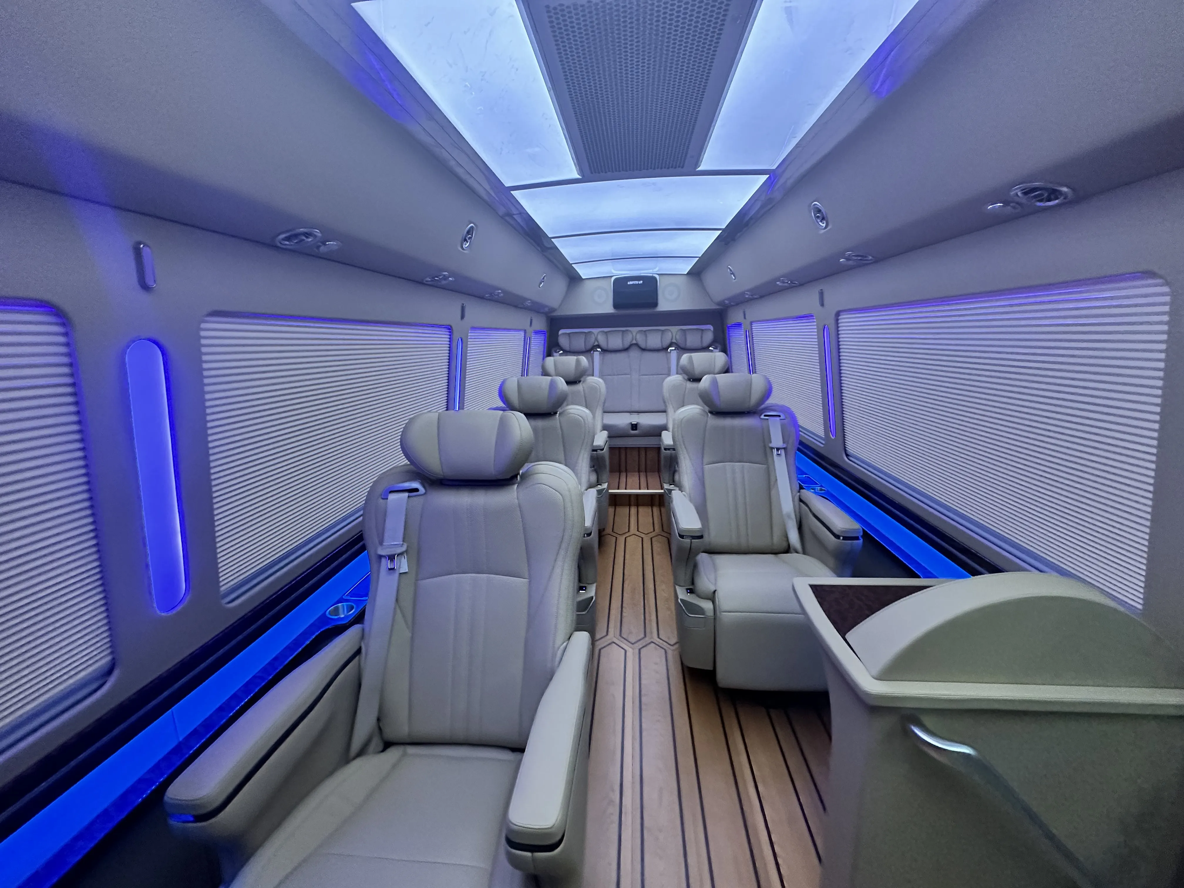 Luxury Bus Costa Ankai Electric K7 Mini Bus 2024 New Design - Buy Vip ...