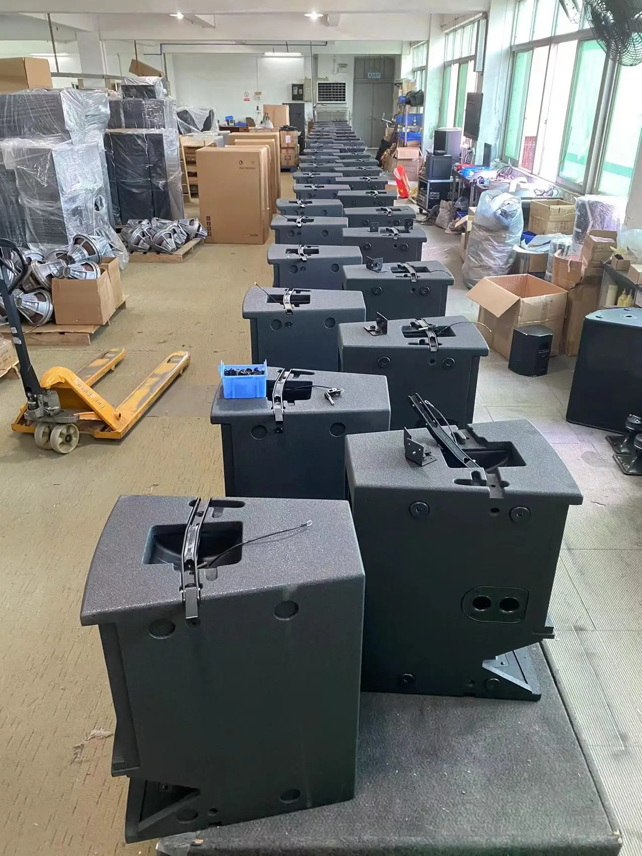 Aoyue Professional 12 Inch Speaker Outdoor Stage Dj Speaker Full Range Line Array Speaker System ...