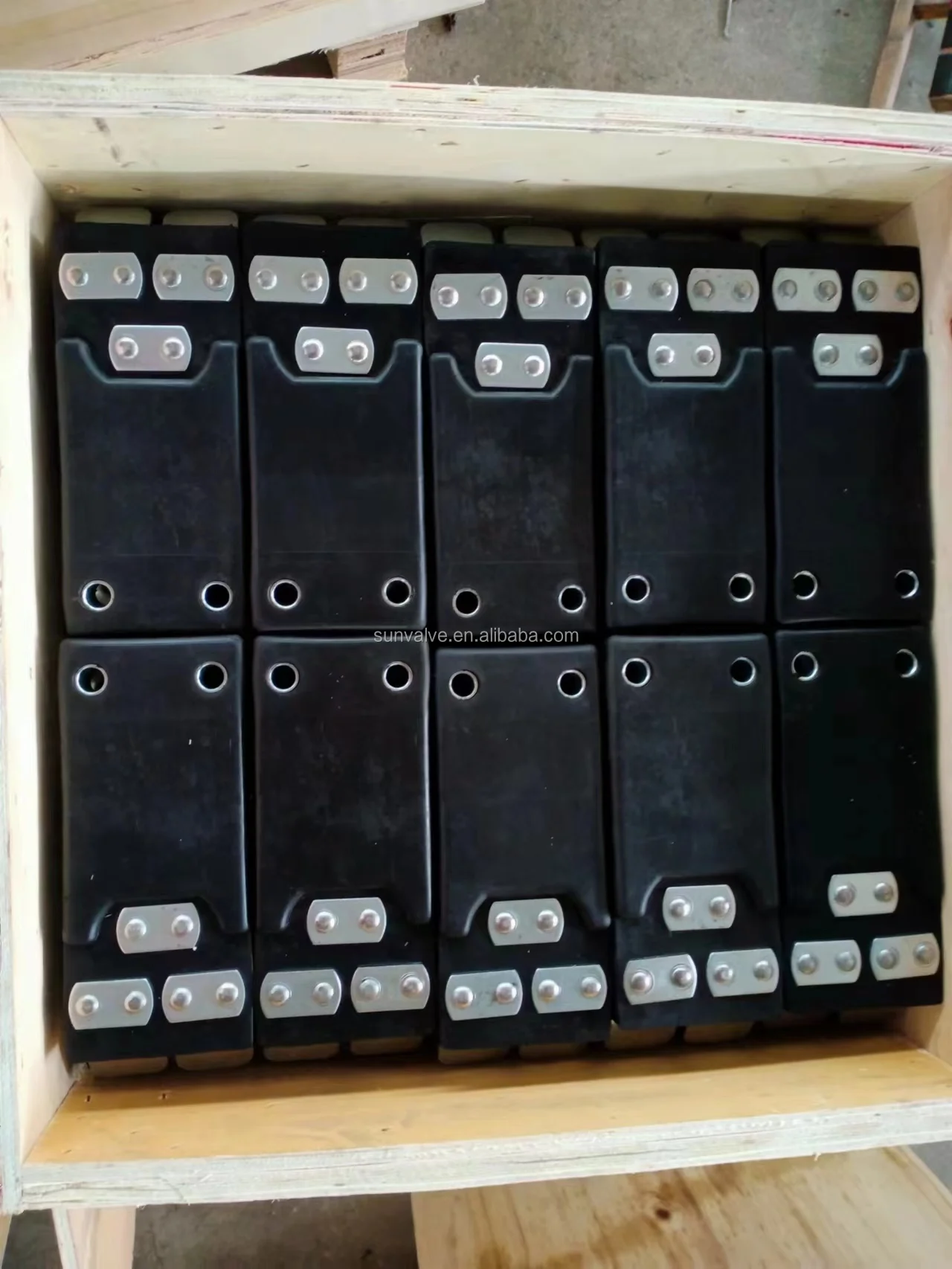 Hog Scraper Paddles - Durable Rubber Blocks for Pig Dehair Machine