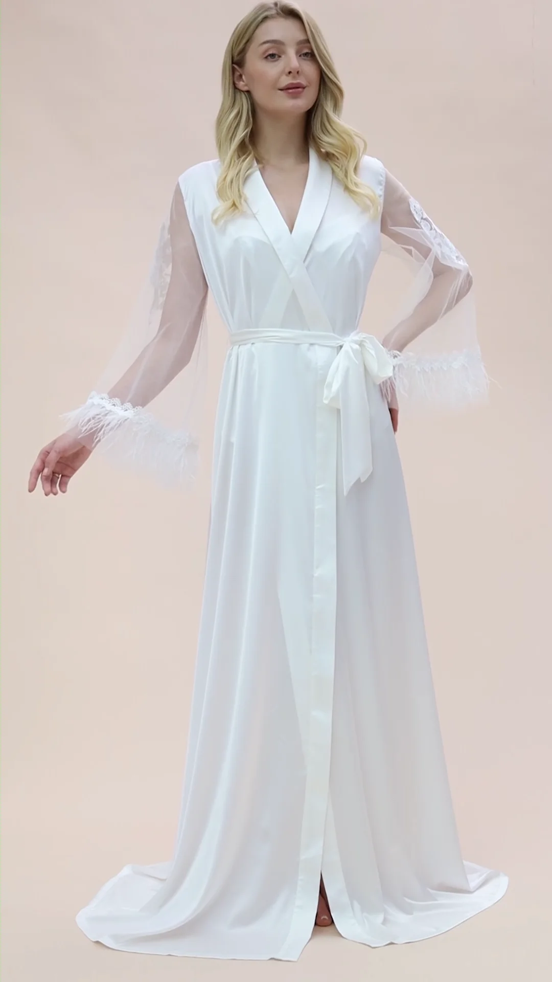 Yanzi White Elegant Kimono Robe Satin Ostrich Feather Women's Sleepwear ...