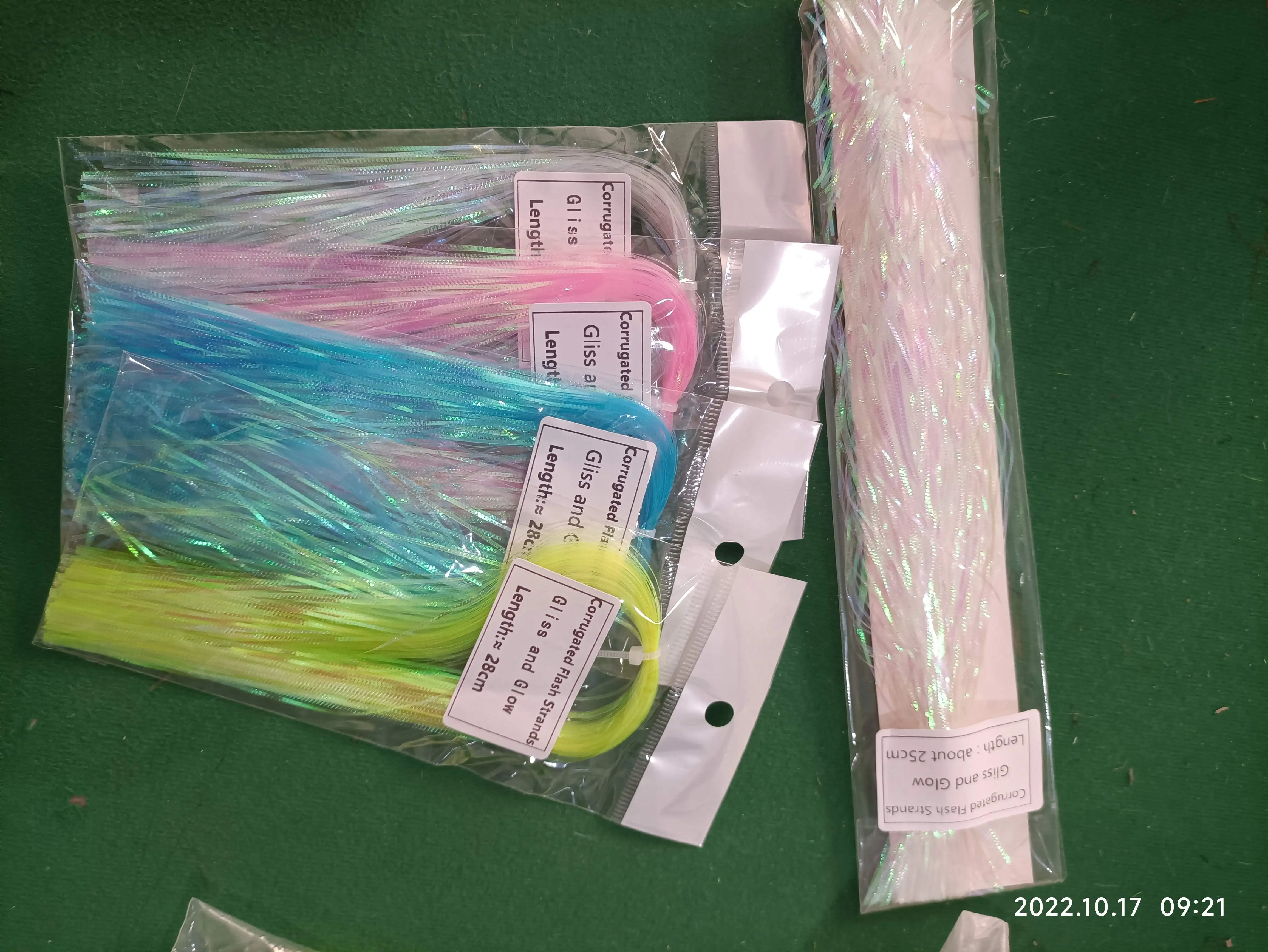 Rainbow Fish Skin Corrugated Flash Strands Gliss Glow Flash Iridescent ...