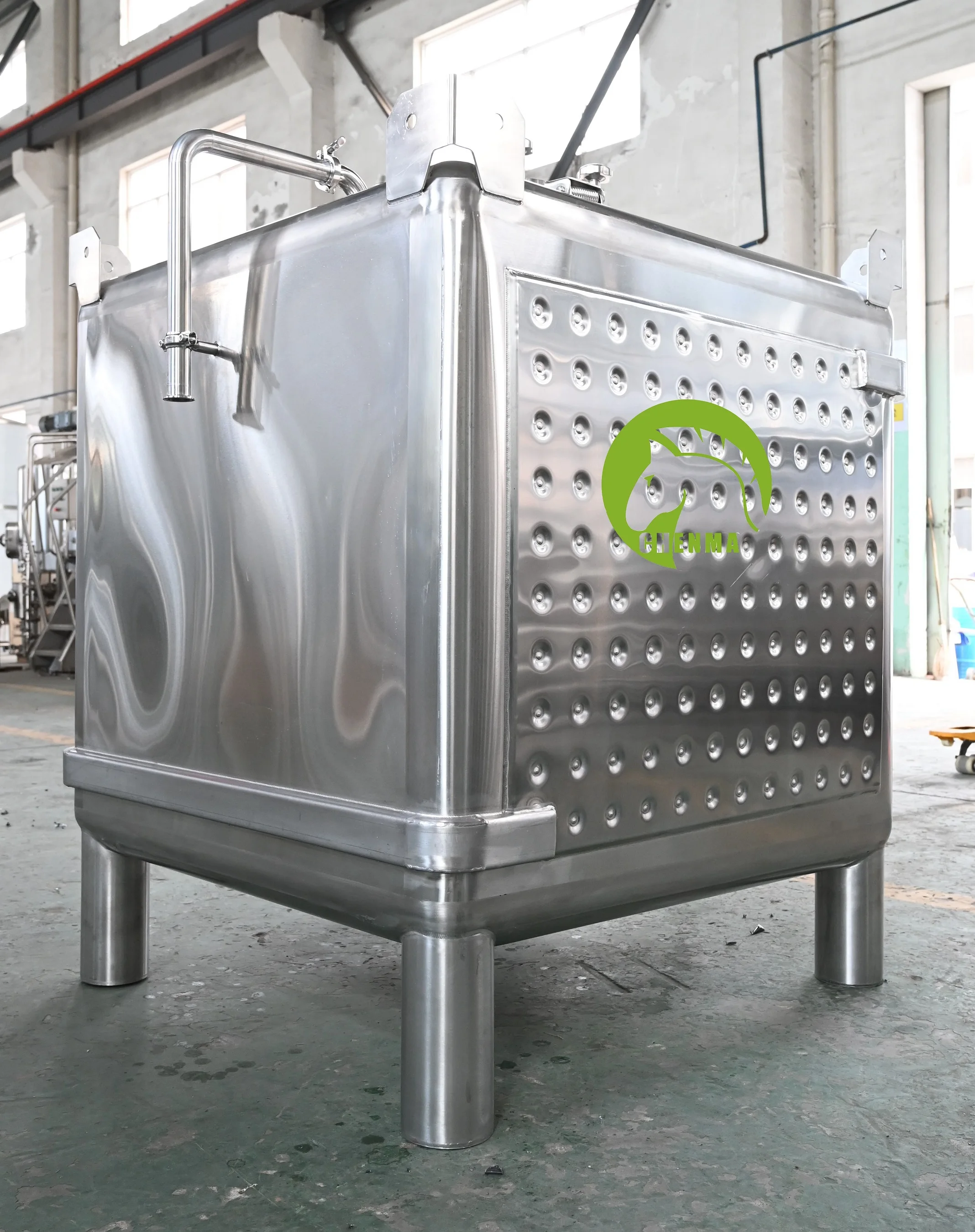 Square IBC Totes Tank - High Quality Fermenting Solutions