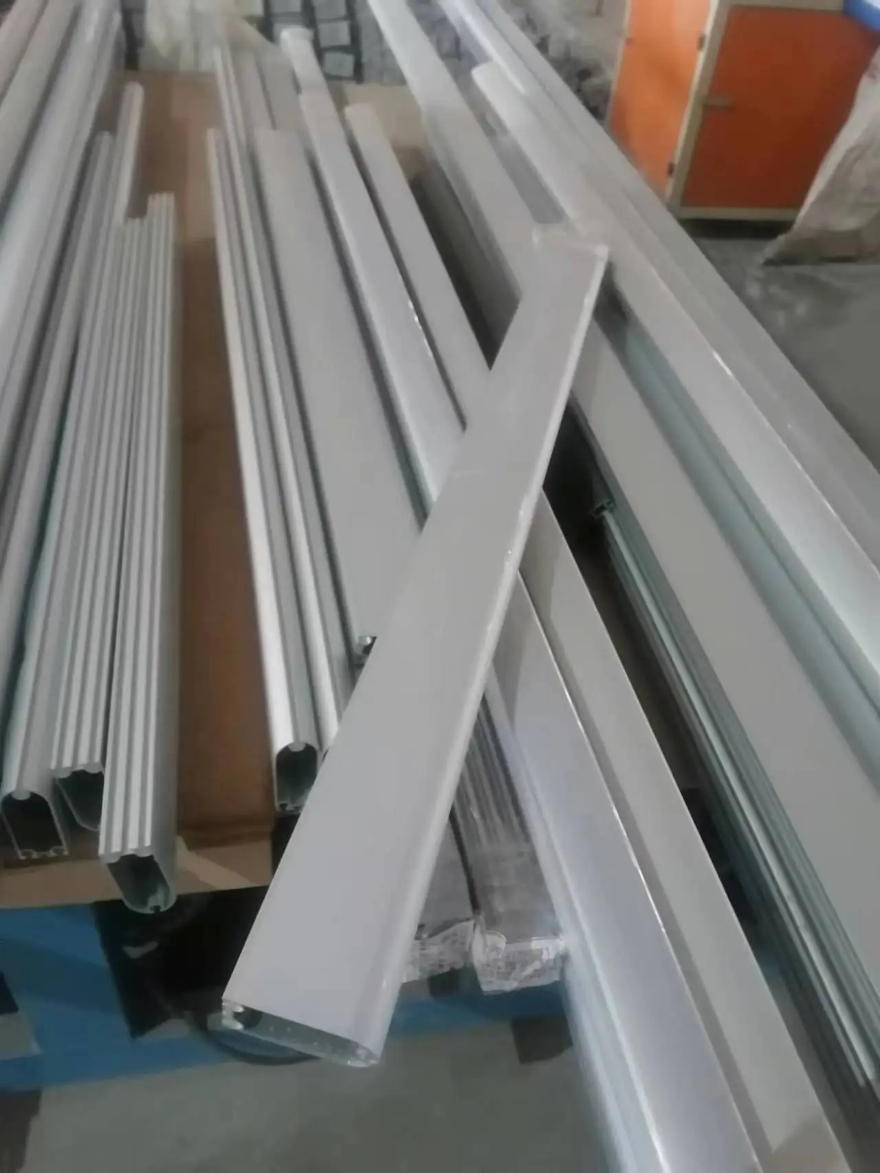 Pvc High Speed Rolling Shutter Door Aluminum Alloy Anti-wind Bar - Buy ...