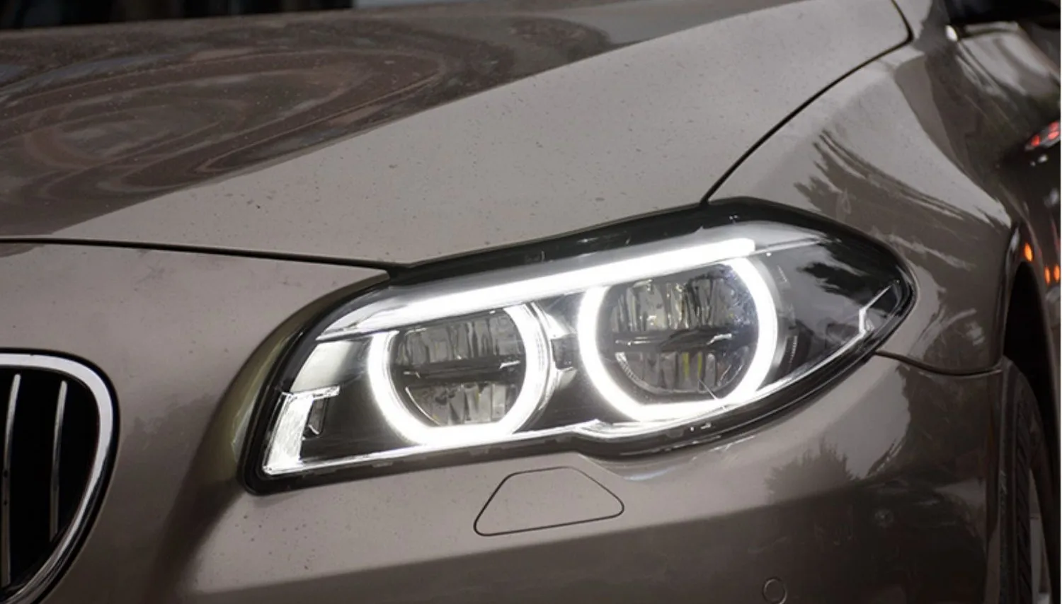 Angel Eyes F10 Headlights for BMW 5 Series - LED Upgrade