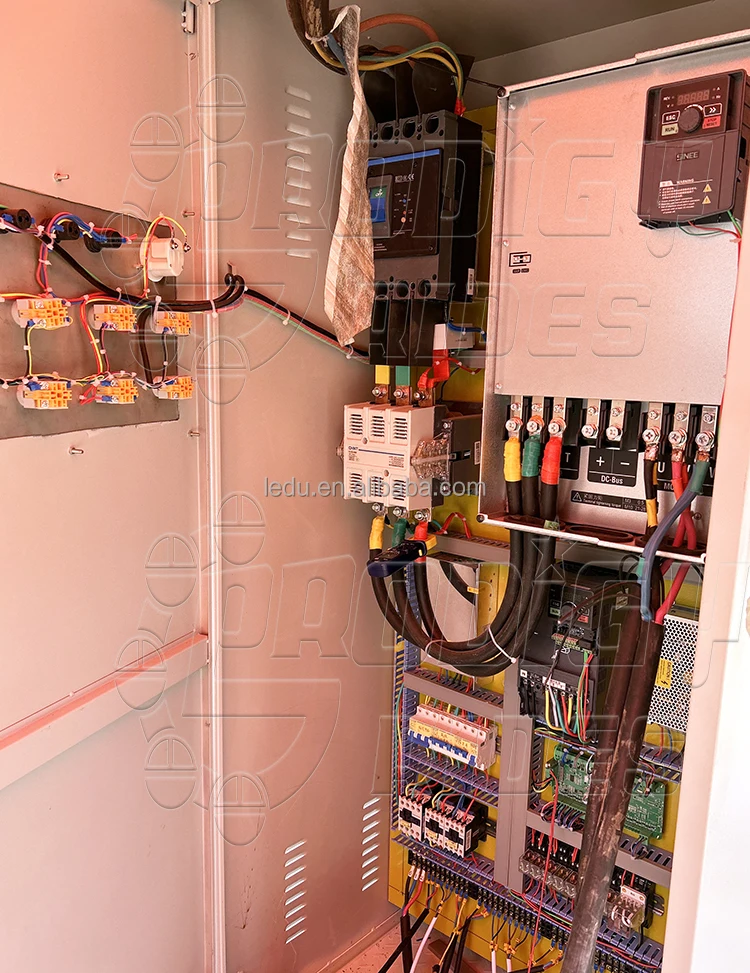 Free Fall Sky Drop Tower - Thrill Ride for Amusement Parks