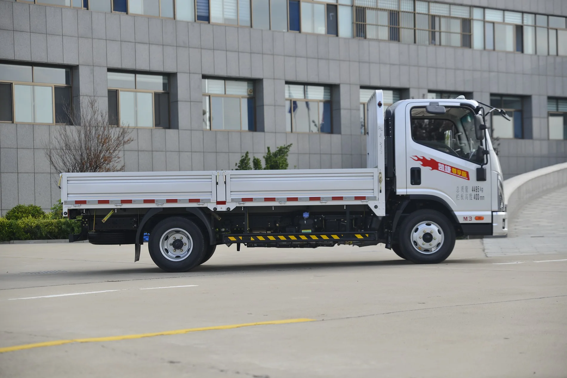 KAMA Cargo Truck Diesel Engine Van LHD 4x2 Cargo Trucks Lorry Truck for ...