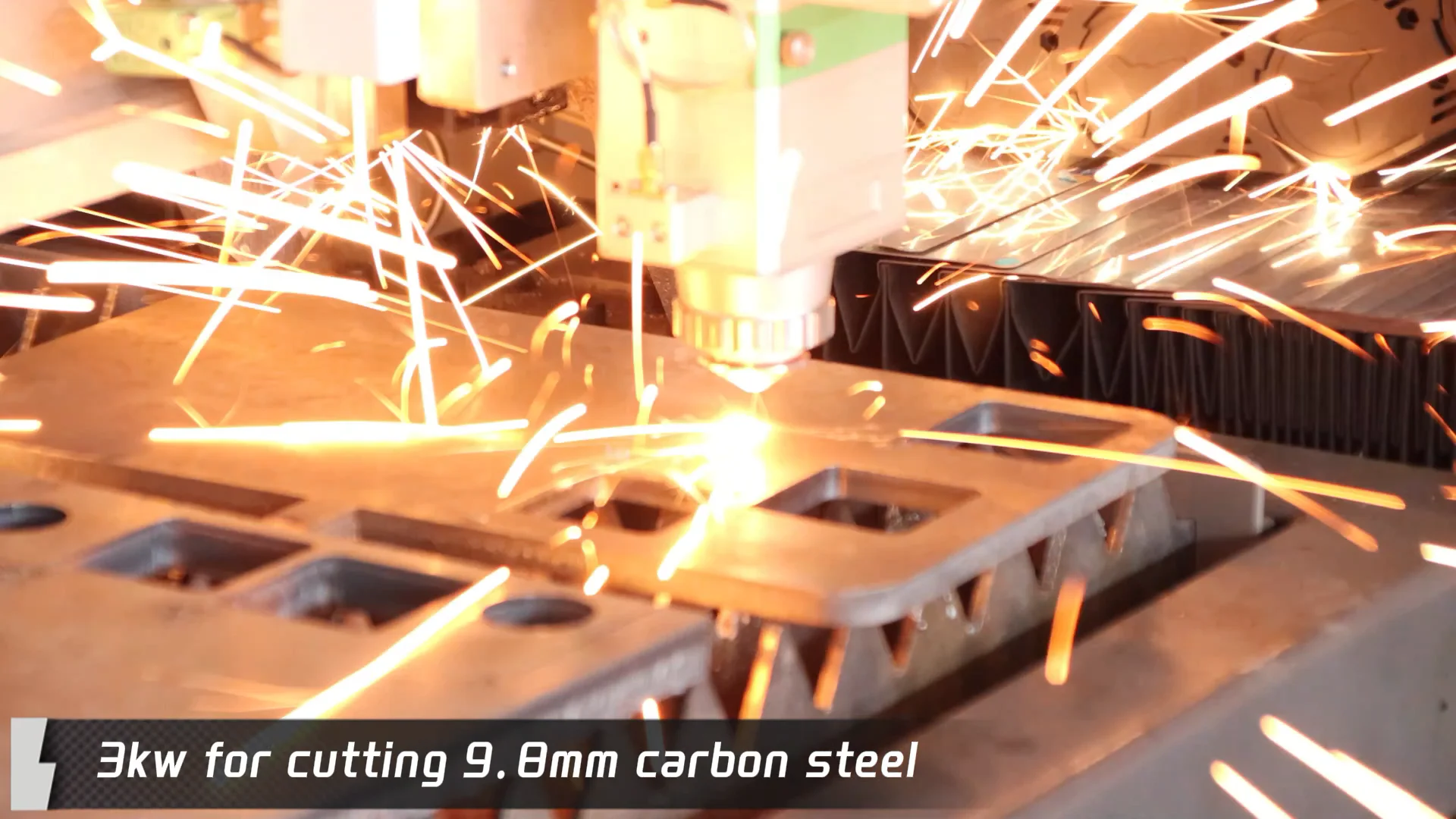 3015 Laser Fiber Optic Equipment Cutter 1000w 2000w 3kw Carbon Metal Fiber Laser Cutting Machine ...