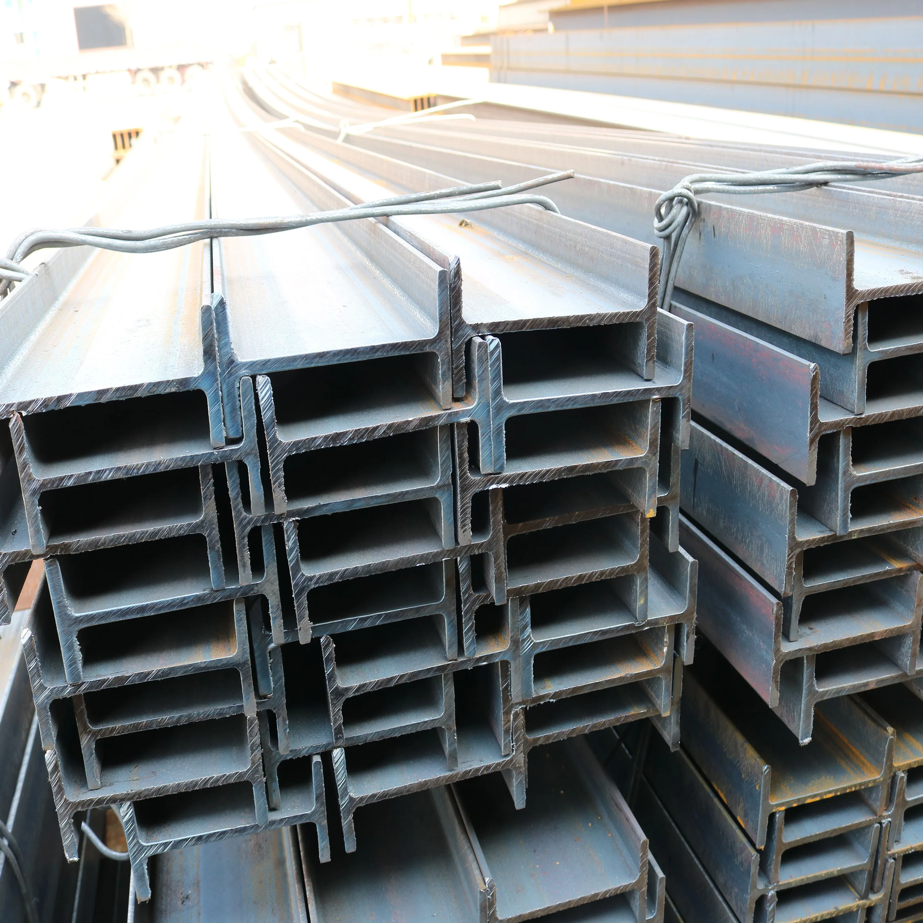 H-beams All Sizes Hot Rolled Q235 A36 A992 A572gr50 Carbon Steel Structure Large H-beam - Buy ...