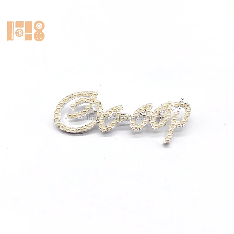 Custom Greek Sorority Letter Brooch - Diva Soror Oo-oop
