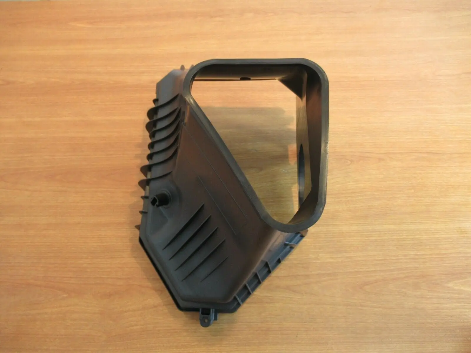 2019-2020 Challenger Engine Air Cleaner Box & Fresh Air Duct Tube New ...
