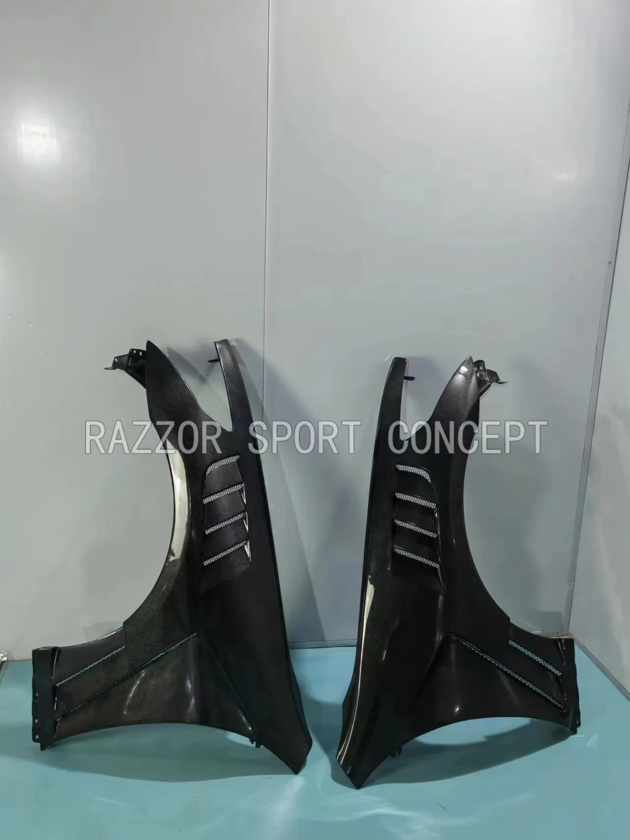 Alibaba.com: V2 Style Carbon Fiber Front Fender for Infiniti G37, 4 ...