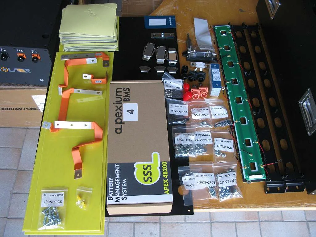 Apexium 48V 280ah DIY Battery Box - Durable & Efficient