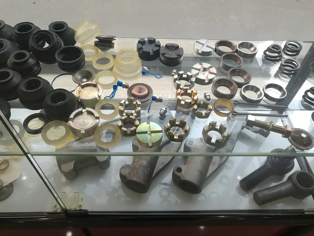 MK997628 & MK997629 - Reliable Fuso Cargo Truck Parts