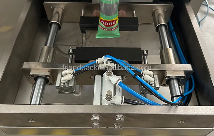 Vertical Electric Automatic Sachet Powder Cereal Quantitative Beans ...